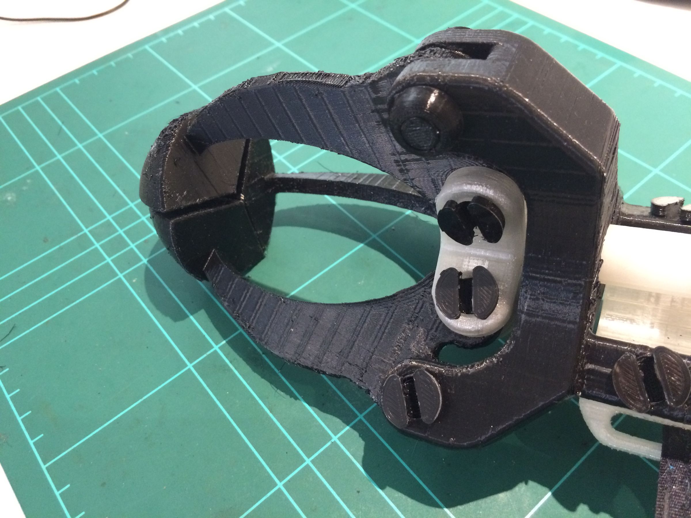 Black Ram Hand (Robotic/Prosthetic Hybrid) : 8 Steps (with Pictures ...