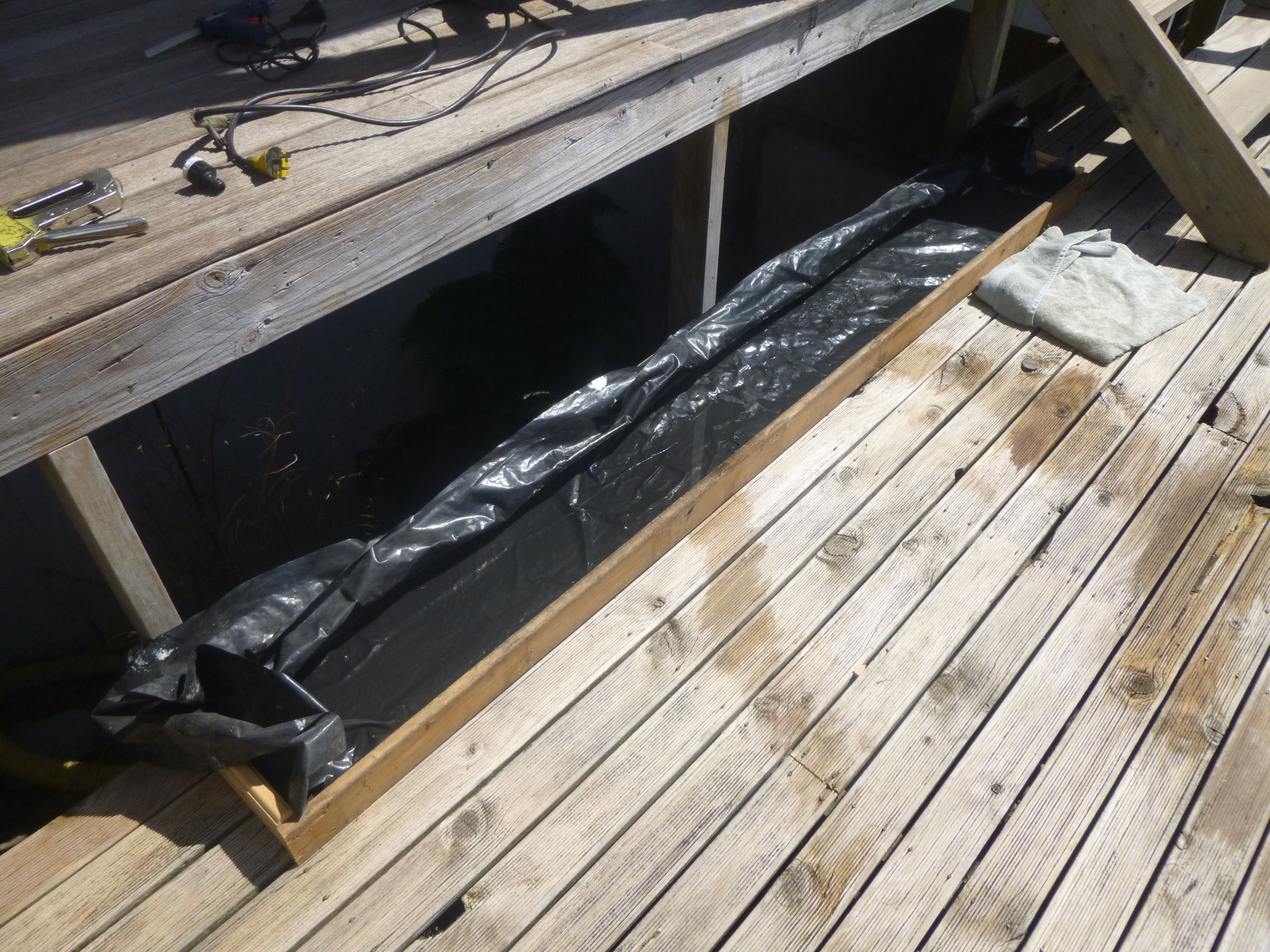 Make a Pot Trough for Saving Water on Your Deck : 8 Steps (with ...