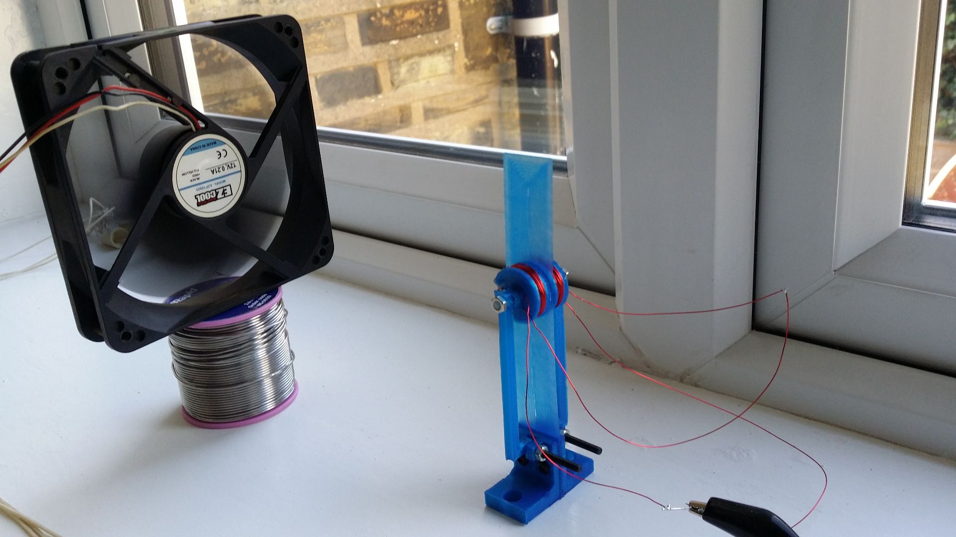 Wind Blade - Super Low Cost Micro Wind Powered Generator : 7 Steps ...