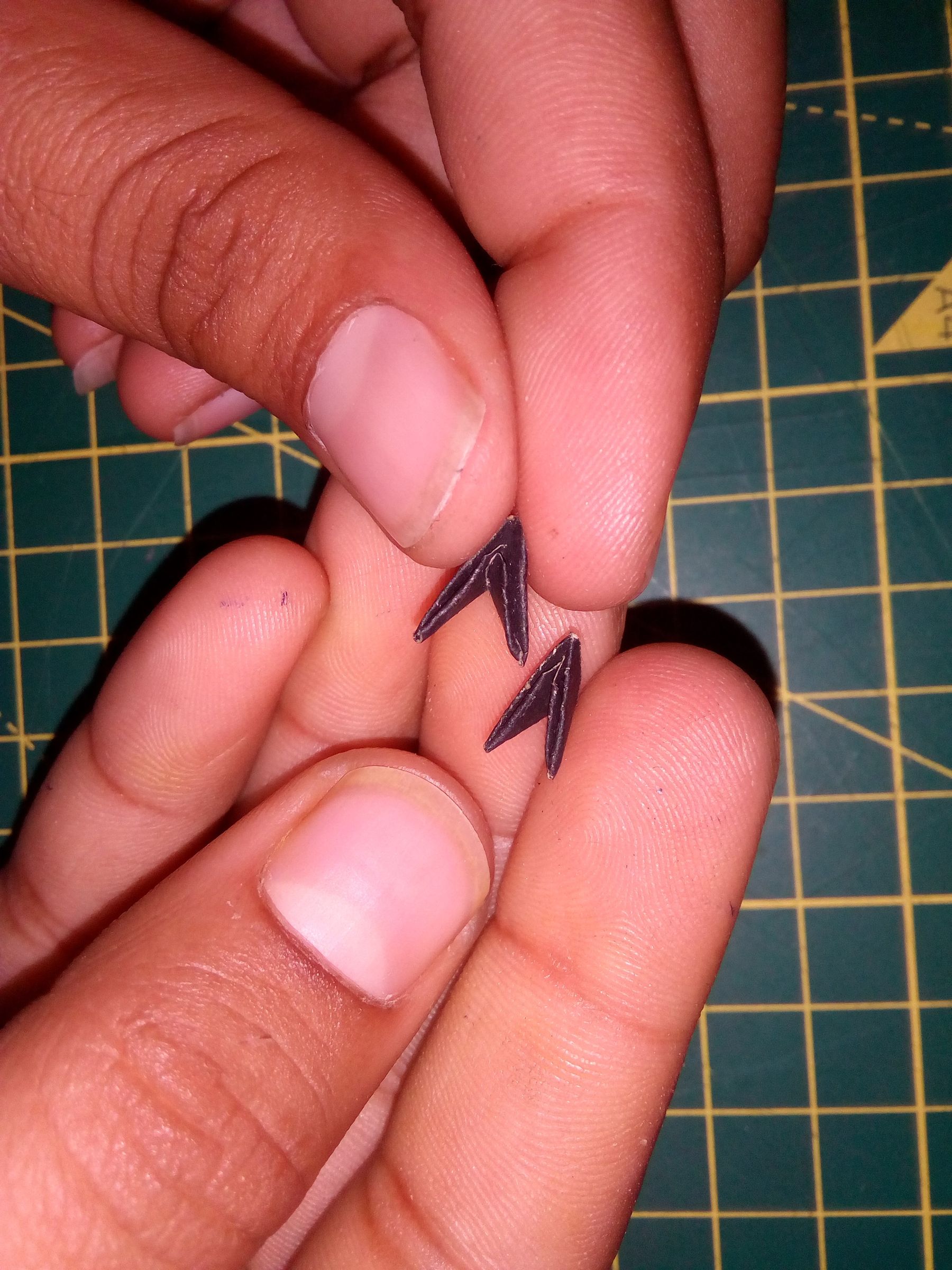 Origami Key Chain : 9 Steps (with Pictures) - Instructables