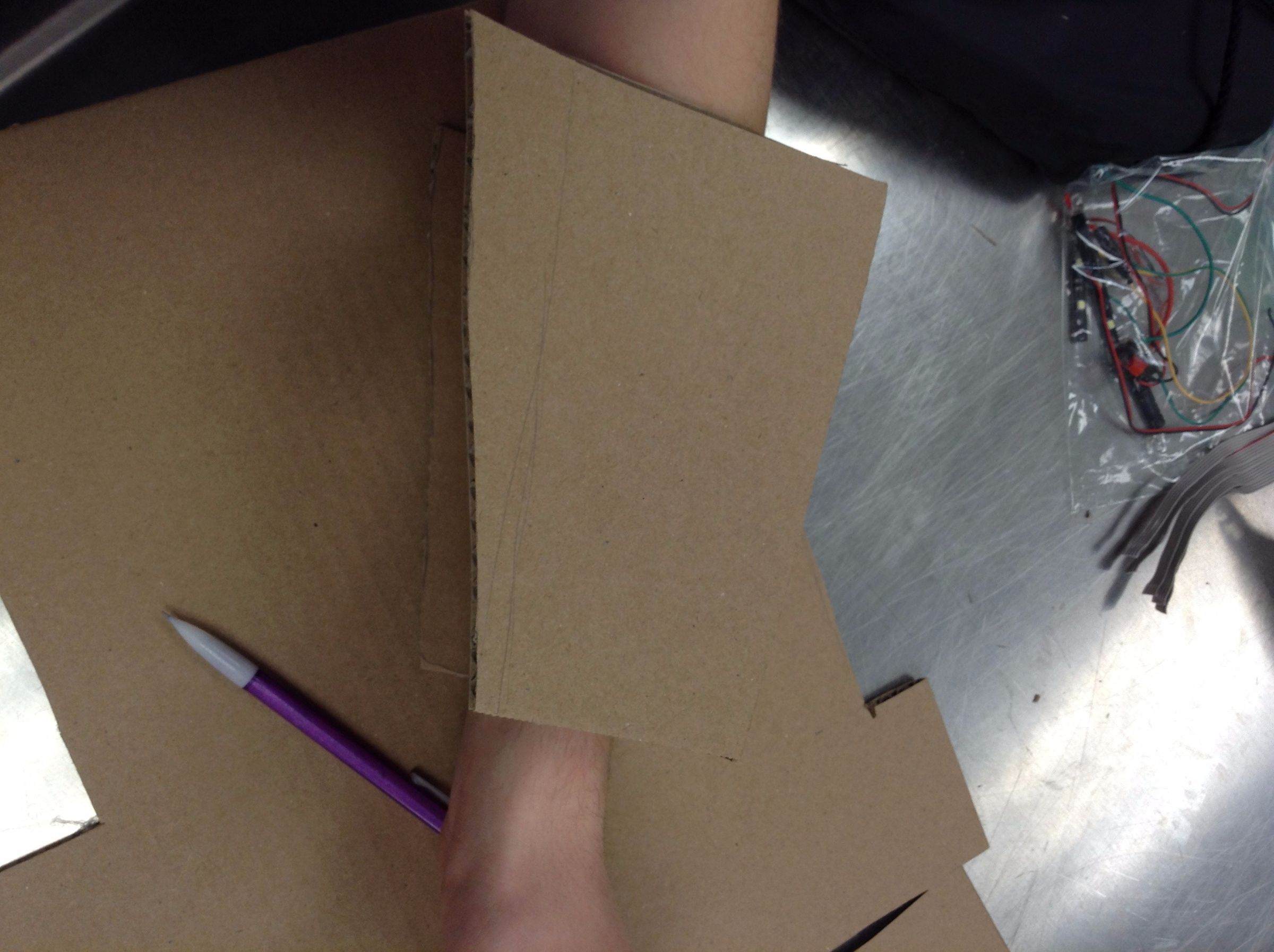 Cardboard Fallout PIP-boy : 8 Steps (with Pictures) - Instructables