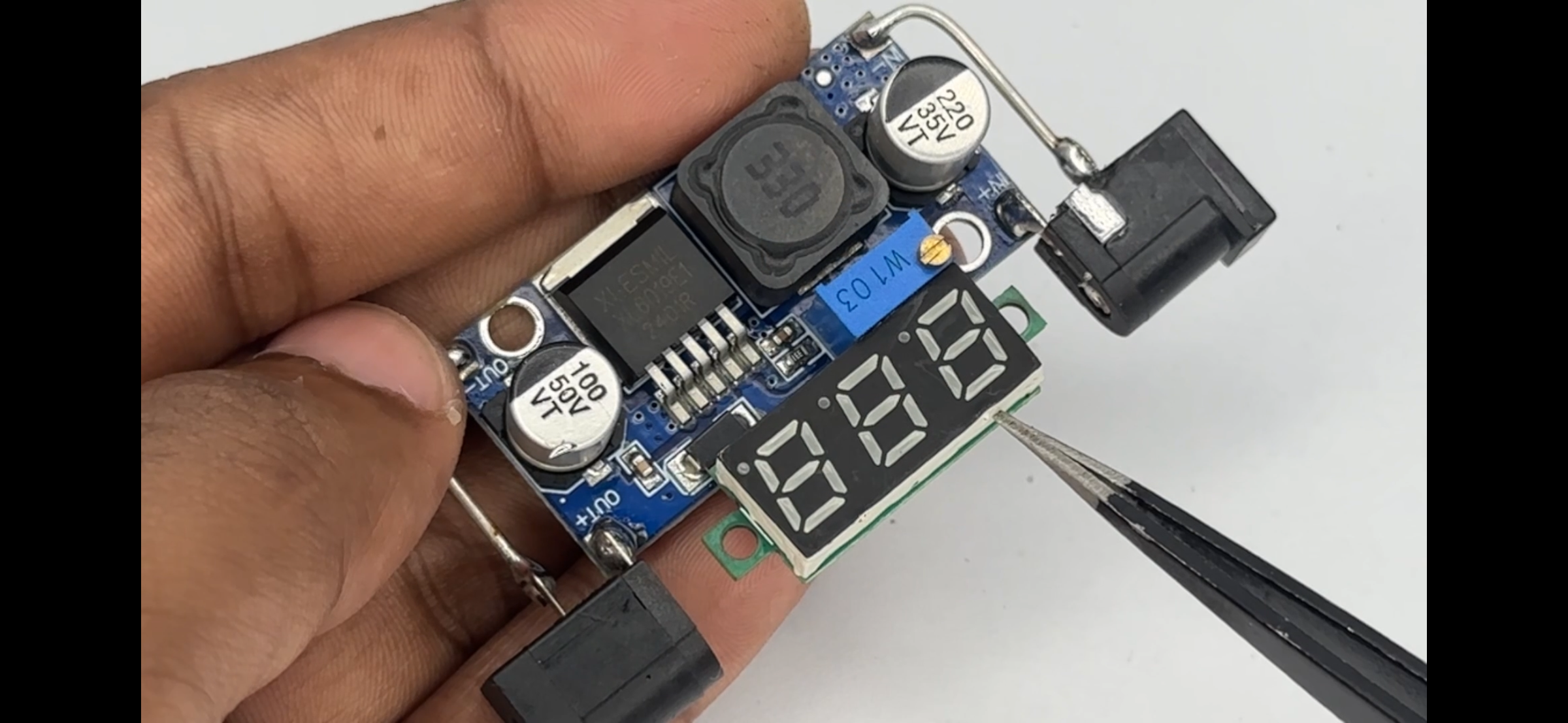 Build a Compact WiFi UPS at Easy : 10 Steps (with Pictures) - Instructables