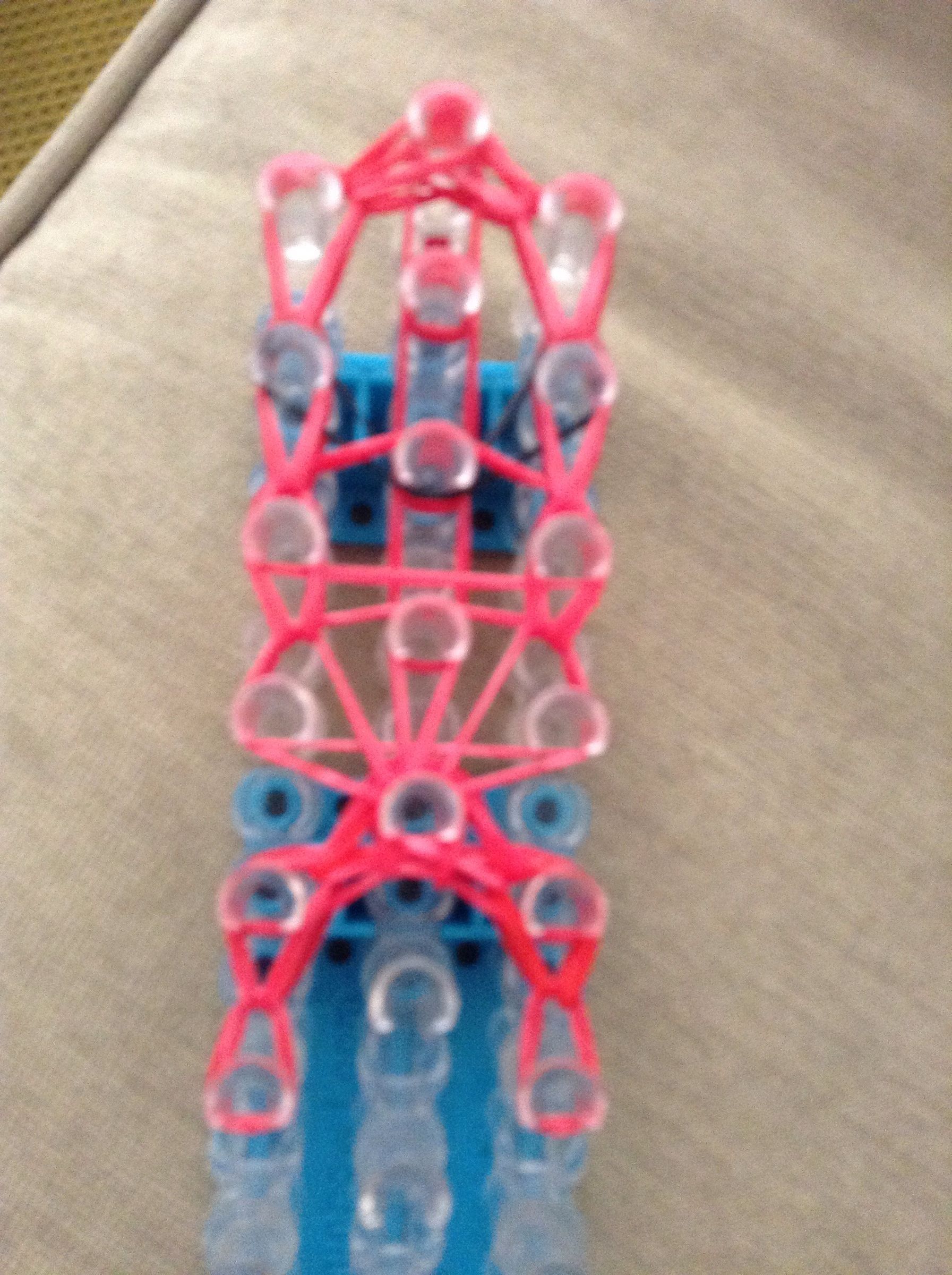 Rainbow Loom Goldfish Charm : 19 Steps (with Pictures) - Instructables