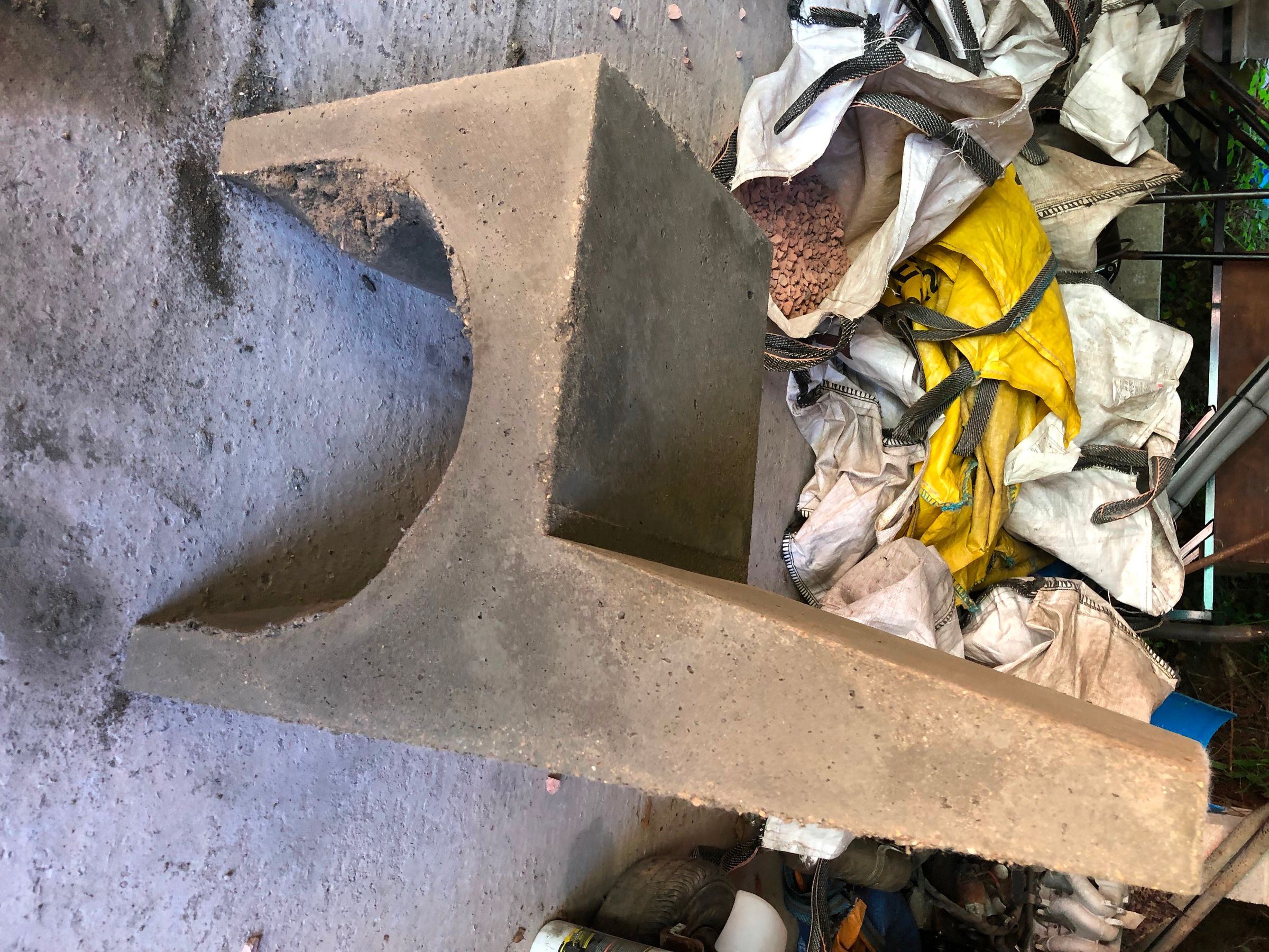 Concrete Chairs and Table : 11 Steps (with Pictures) - Instructables