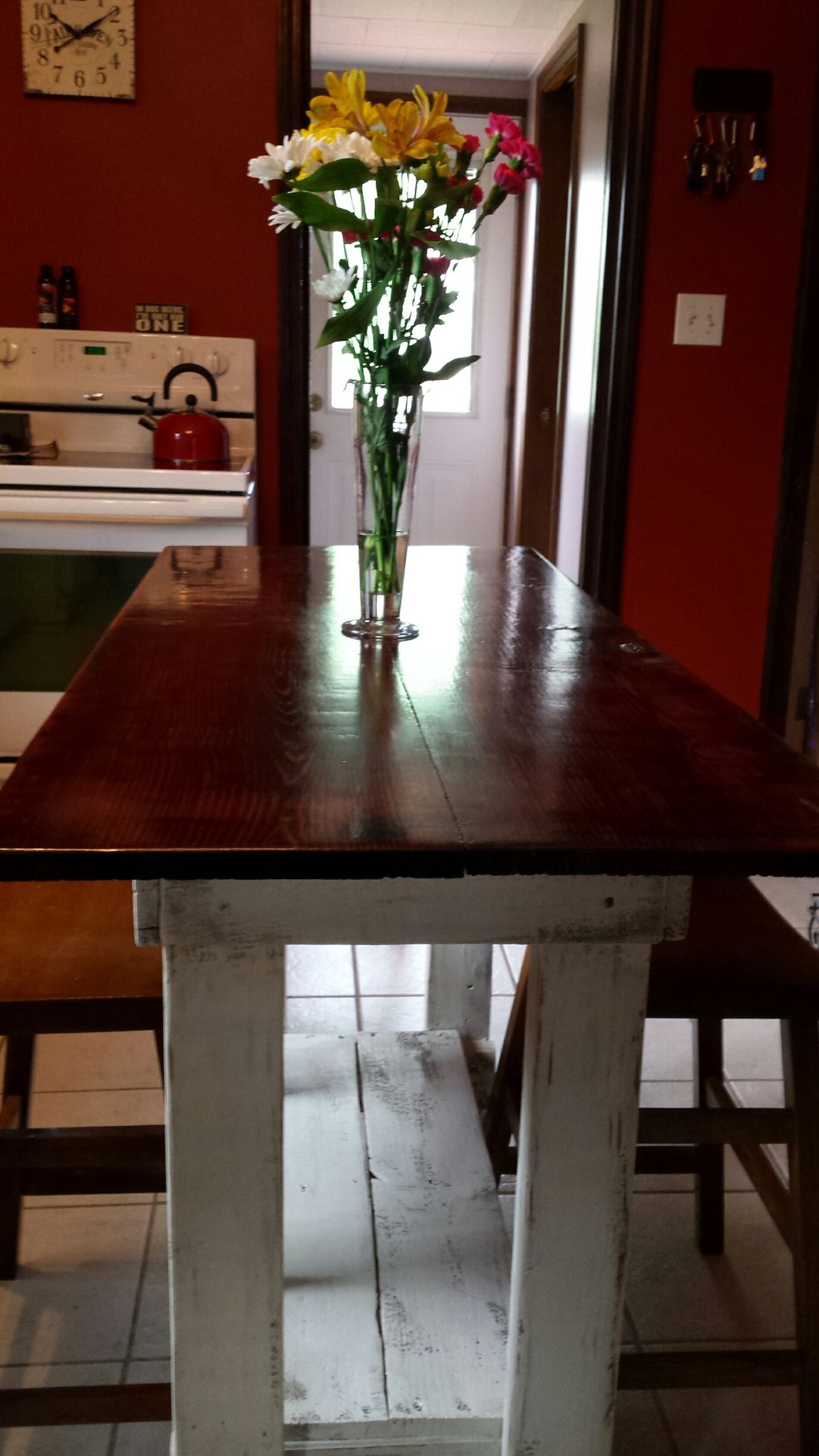 Kitchen Table Made From a Door and Reclaimed Wood : 5 Steps - Instructables