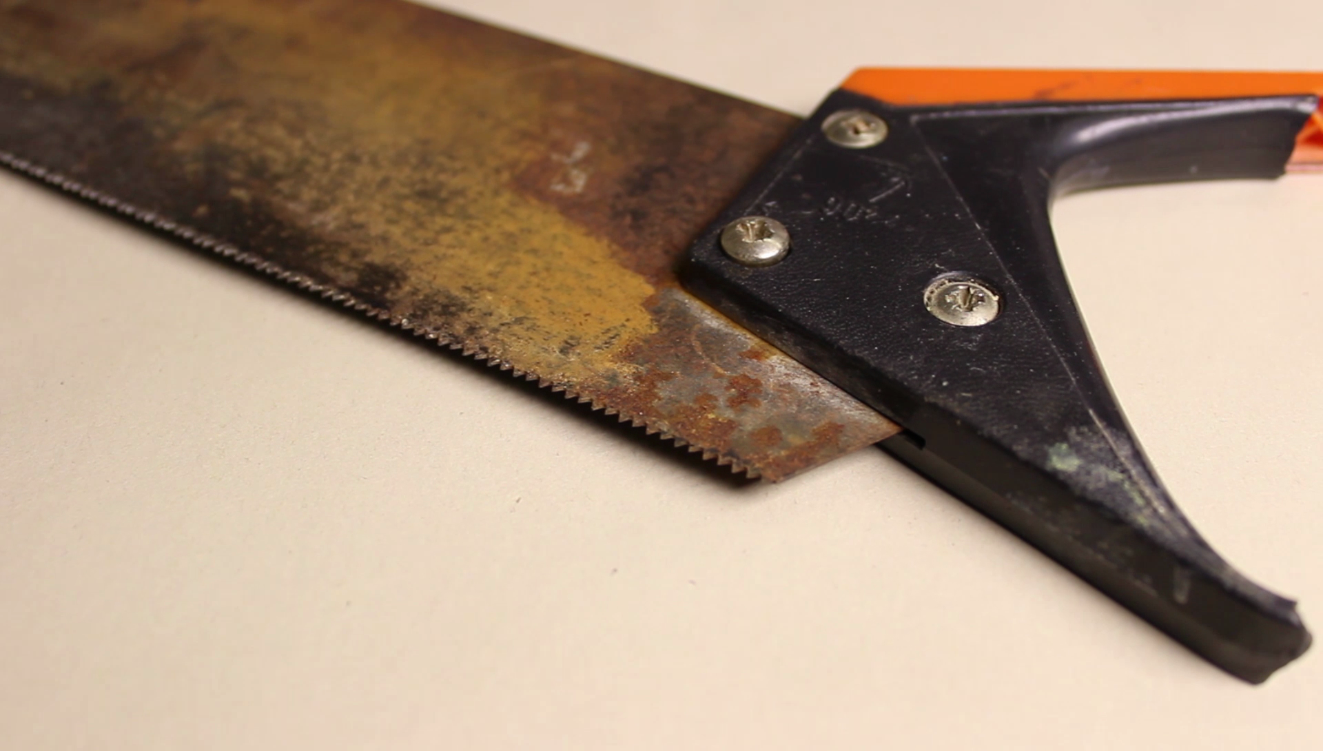 How to Restore an Old Handsaw : 5 Steps (with Pictures) - Instructables