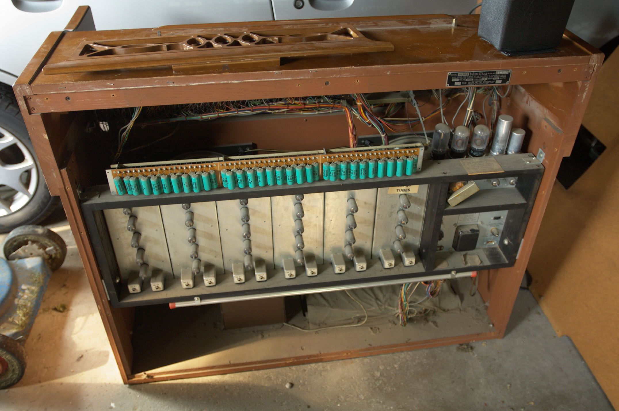 The ValveLiTzer: Low-voltage Tube Booster : 10 Steps (with Pictures ...