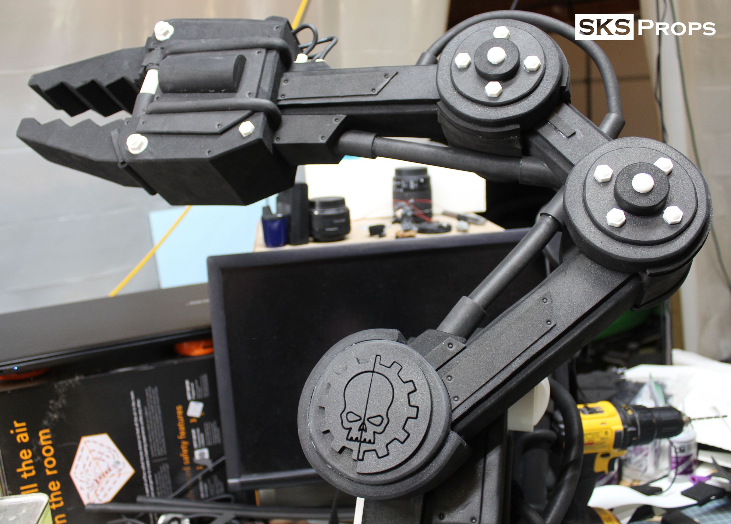 Warhammer 40K Tech Priest Cosplay - SKS Props : 35 Steps (with Pictures ...