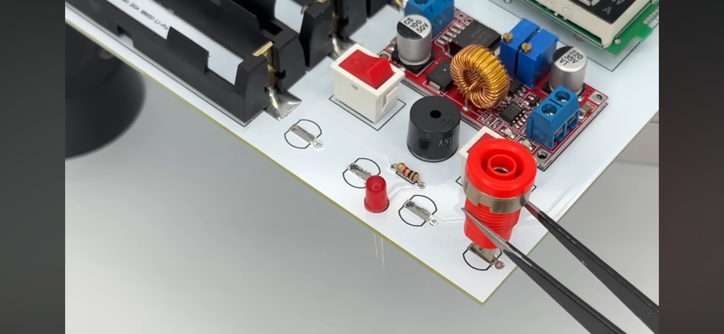Portable DIY Electronics Workstation : 19 Steps (with Pictures ...