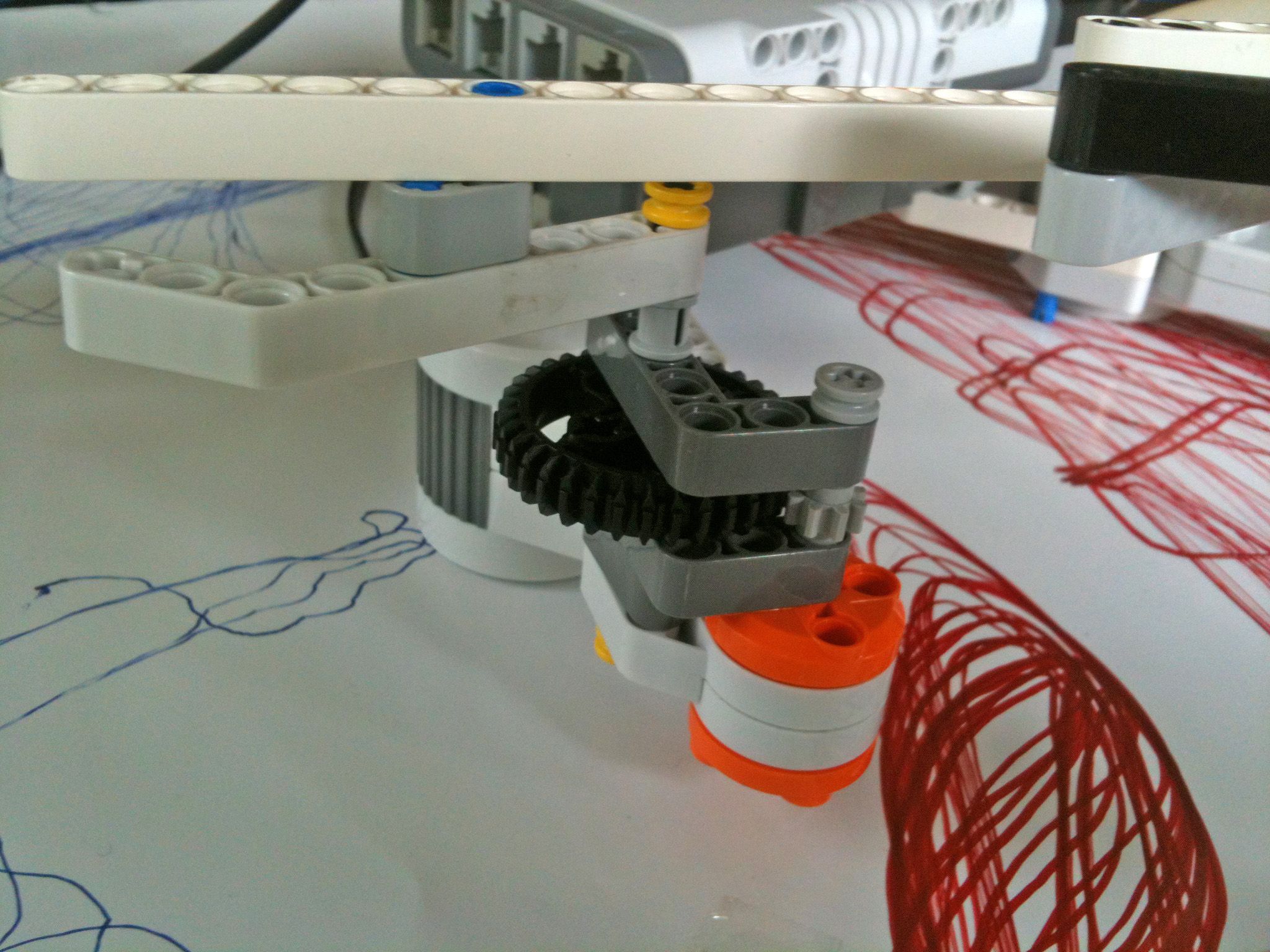 Building a Drawbot With LEGO : 6 Steps (with Pictures) - Instructables