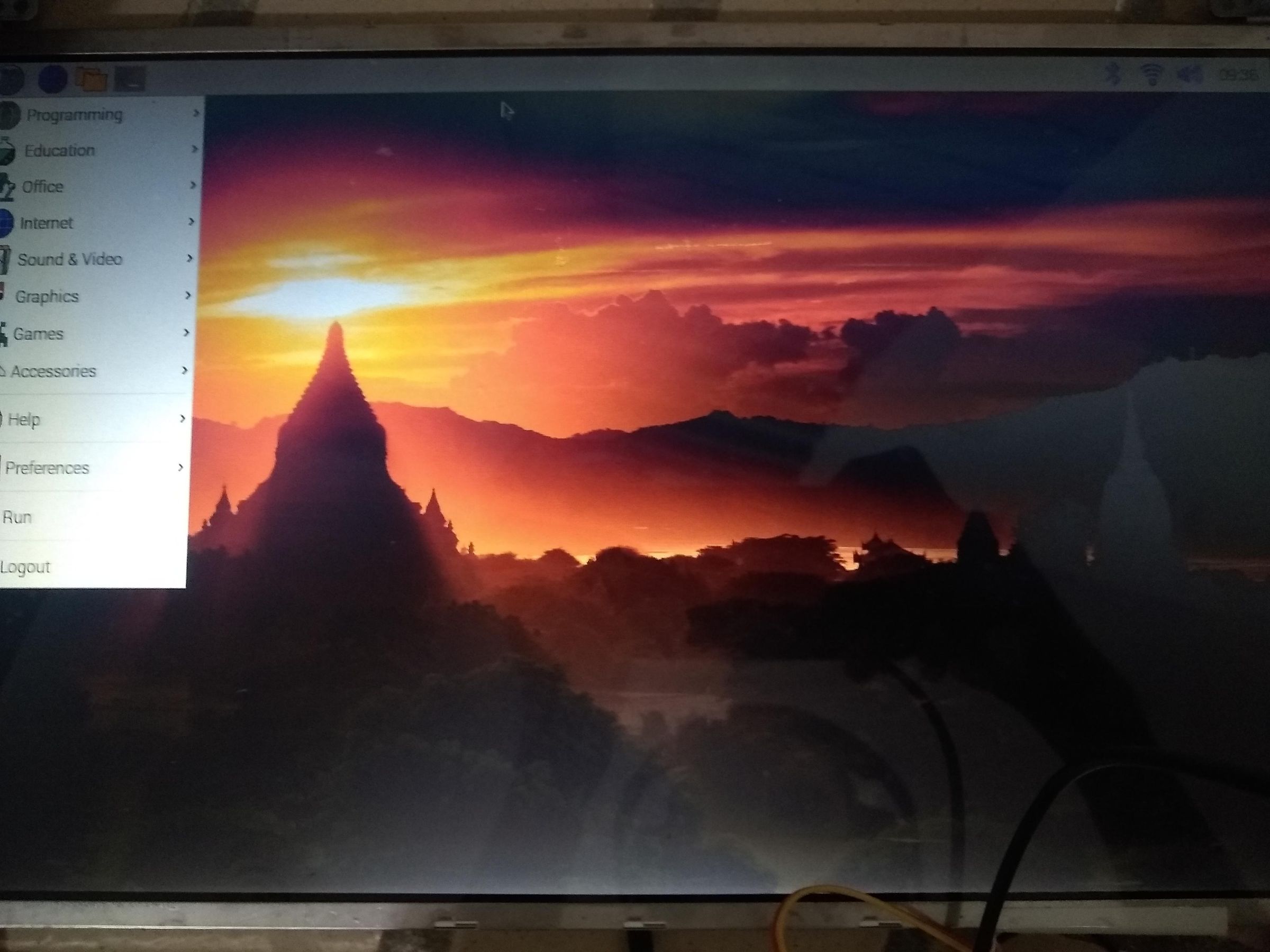Making a Monitor : 3 Steps - Instructables