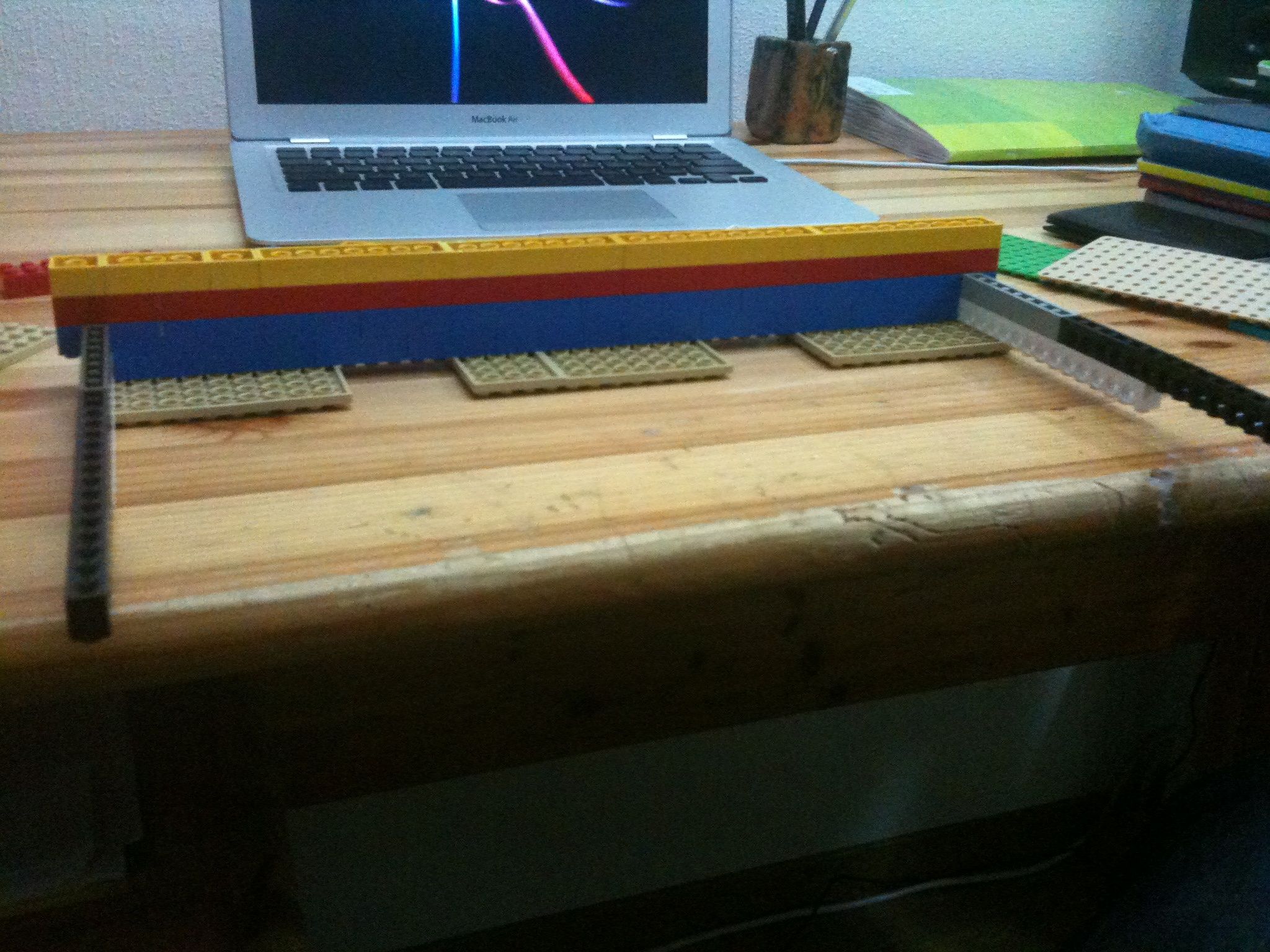 Quick Lego Laptop Stand : 3 Steps - Instructables