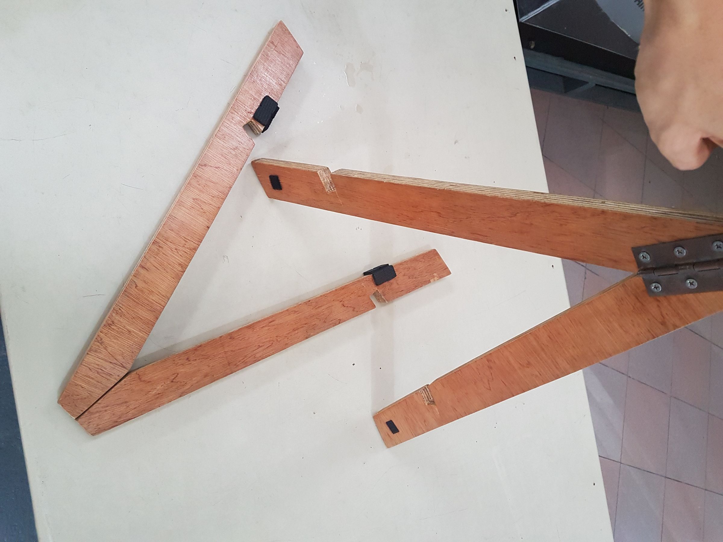 Completely Collapsible and Portable Guitar Stand : 11 Steps - Instructables