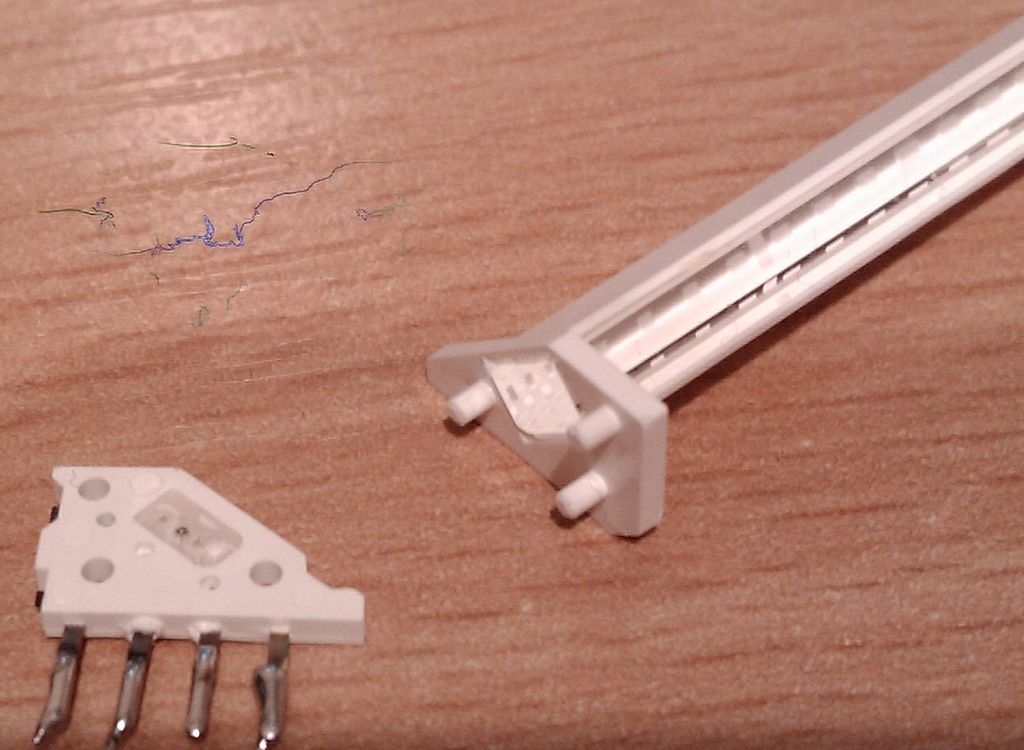 Use Light Strip From a Printer Scanner : 6 Steps - Instructables