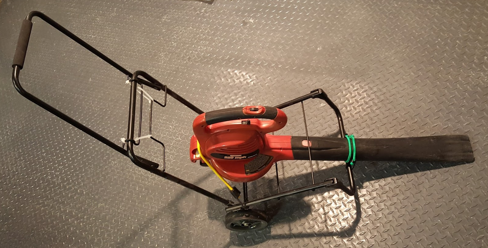 Leaf Blower Rolling Cart Makes Yardwork Faster and Easier - Instructables