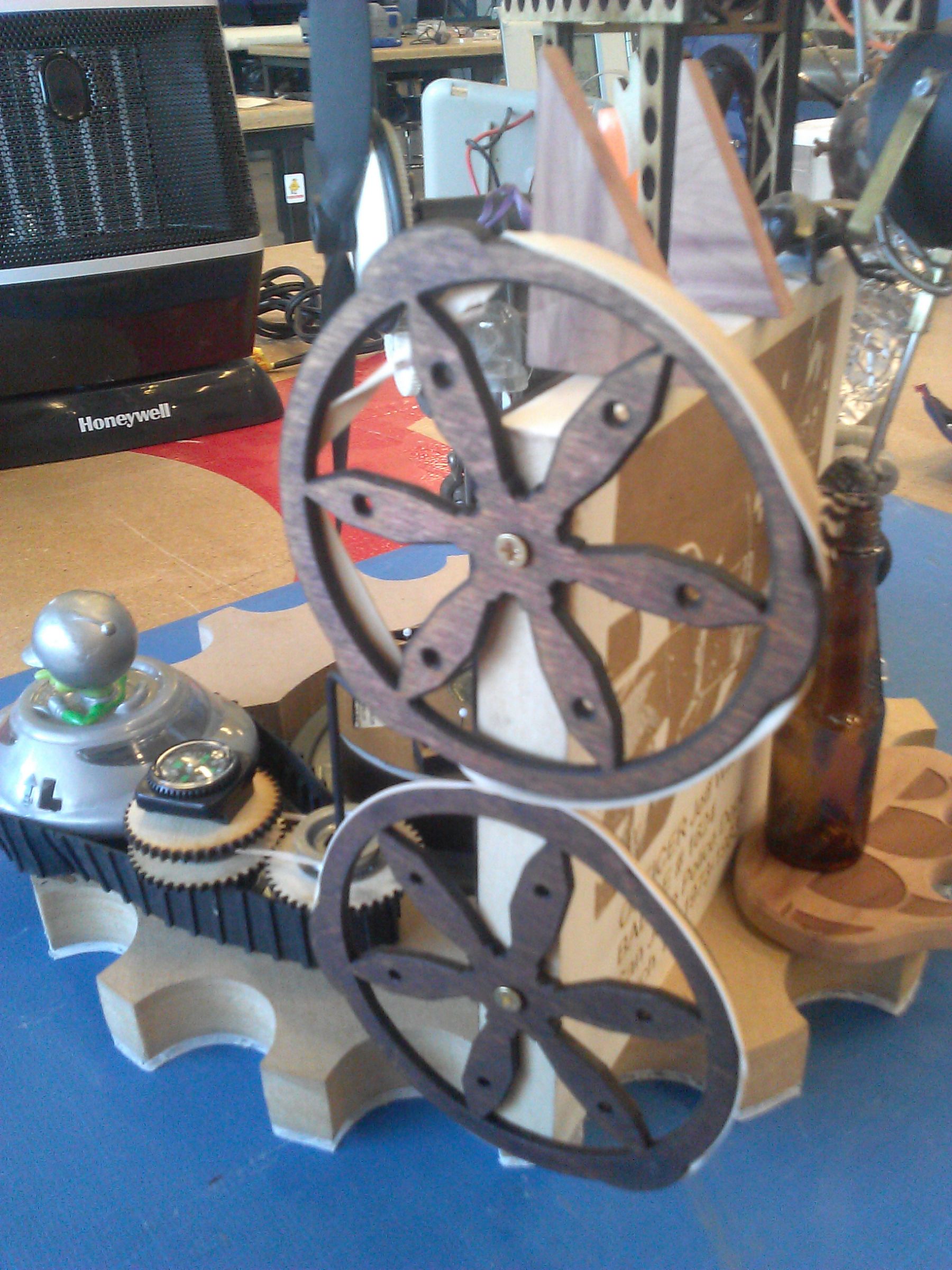 Building an 'Interocitor'-An Alien Communication Device Steampunk ...