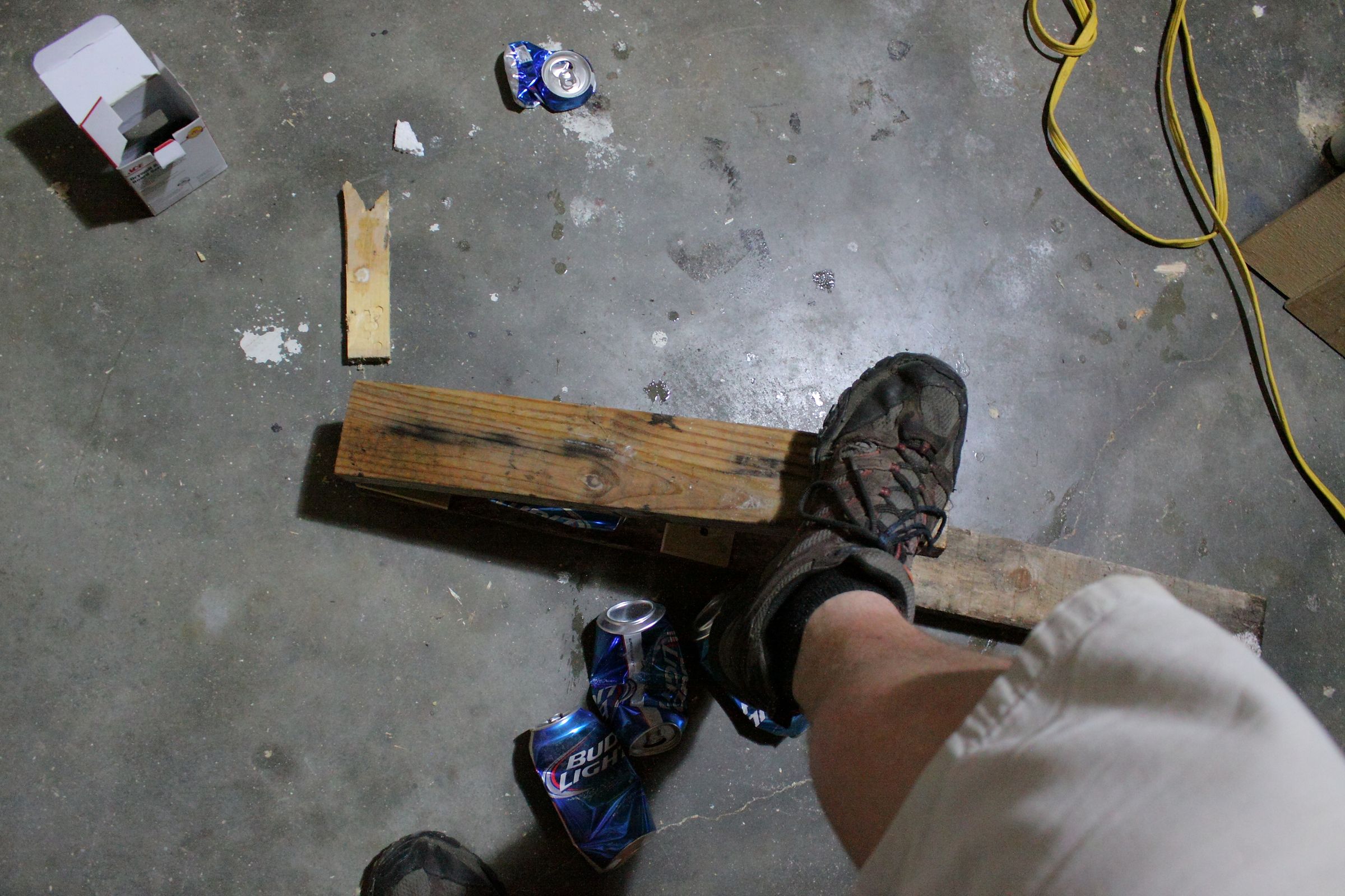 Simple Can Crusher : 4 Steps - Instructables