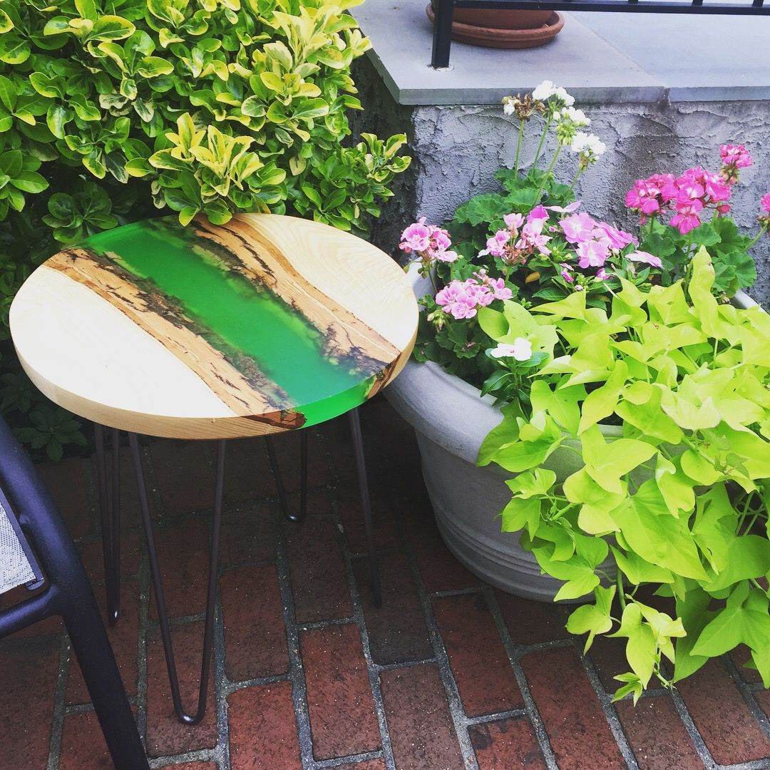 Circular Wood Resin End Table : 7 Steps (with Pictures) - Instructables