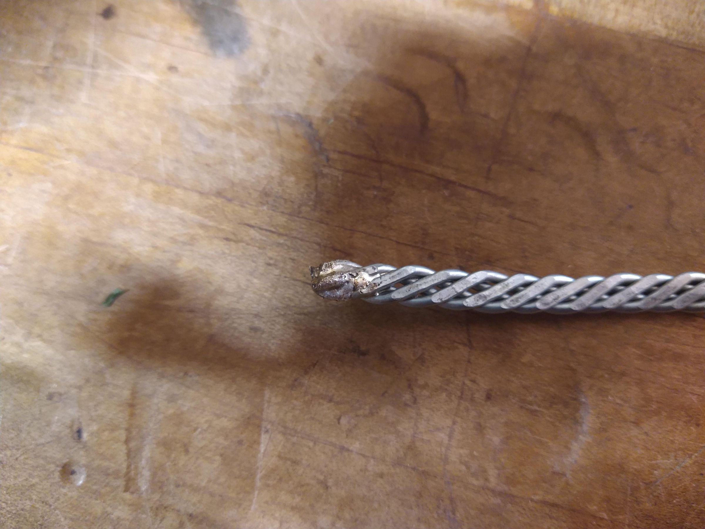 Twisted Metal Wrist Band. : 5 Steps (with Pictures) - Instructables