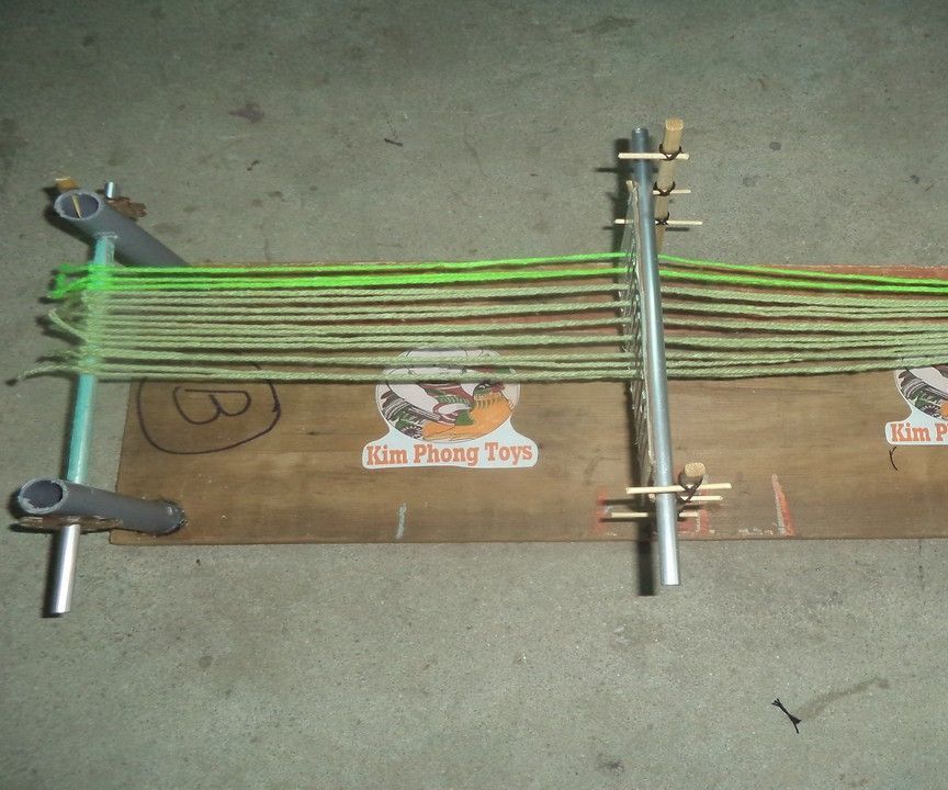 Simple Loom Machine Toy - Instructables