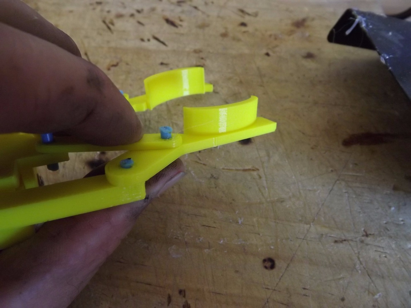 The Claw: a 3D Printed Robotic Claw : 7 Steps (with Pictures ...