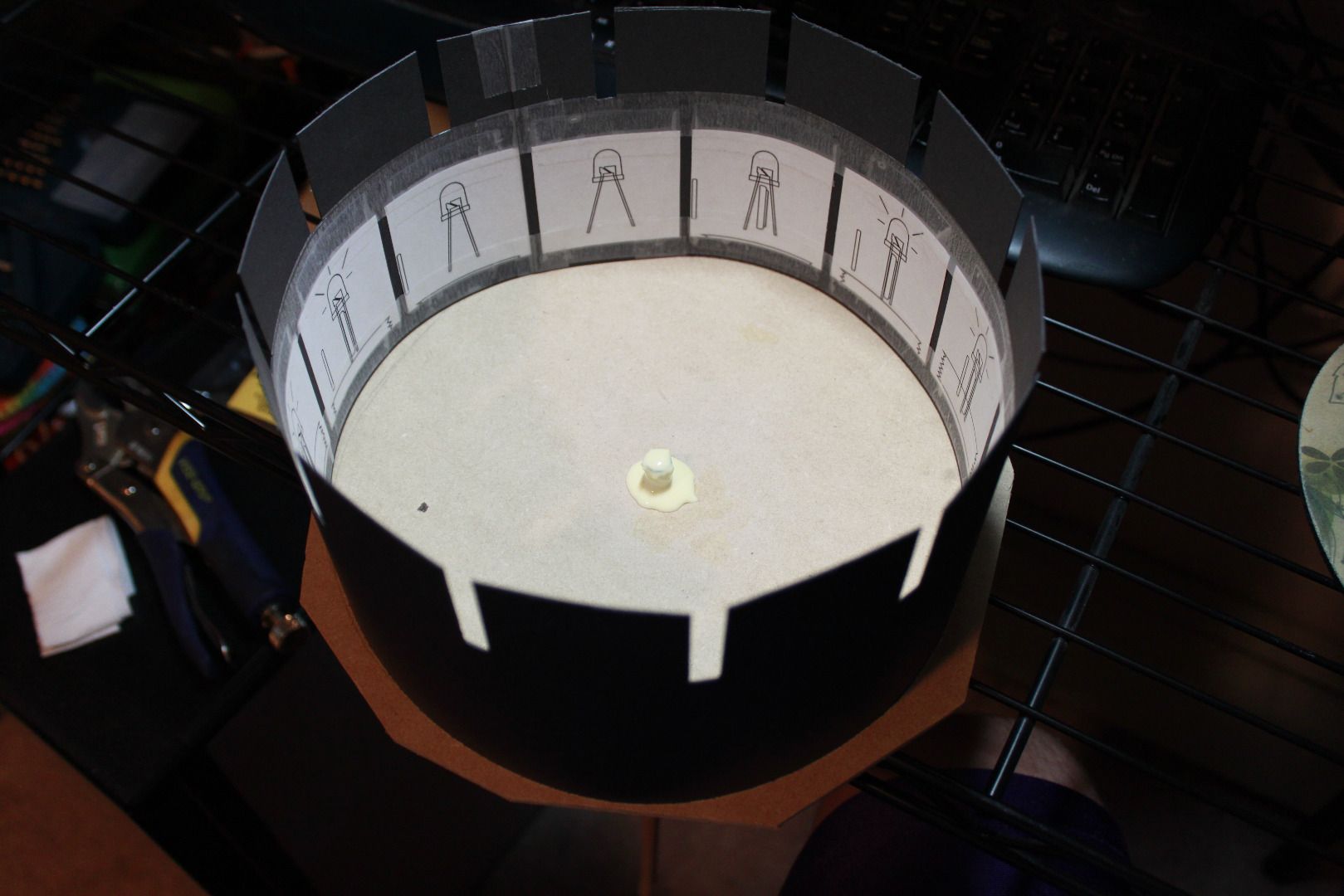 LED Throwie Zoetrope : 11 Steps (with Pictures) - Instructables