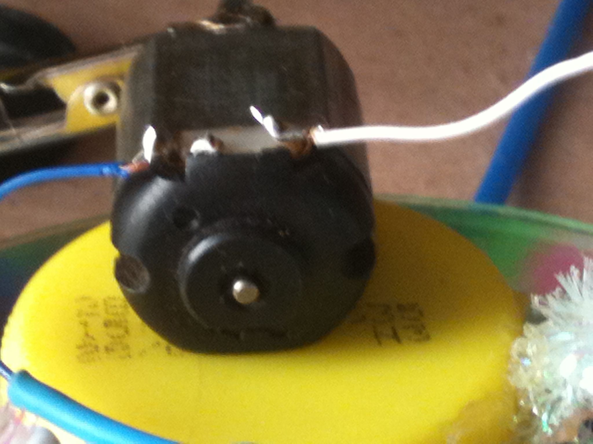 Bristle Bot : 15 Steps - Instructables