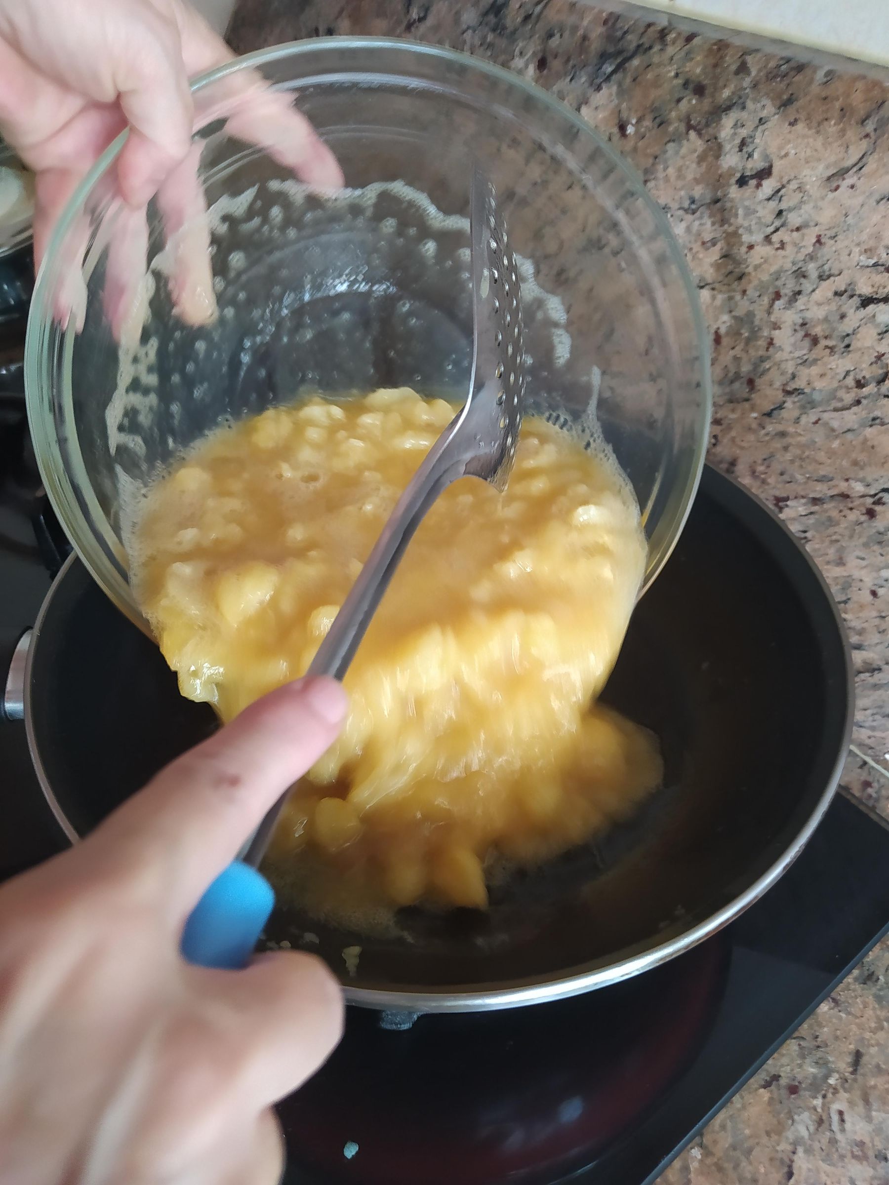 Typical Spanish Omelet : 11 Steps (with Pictures) - Instructables