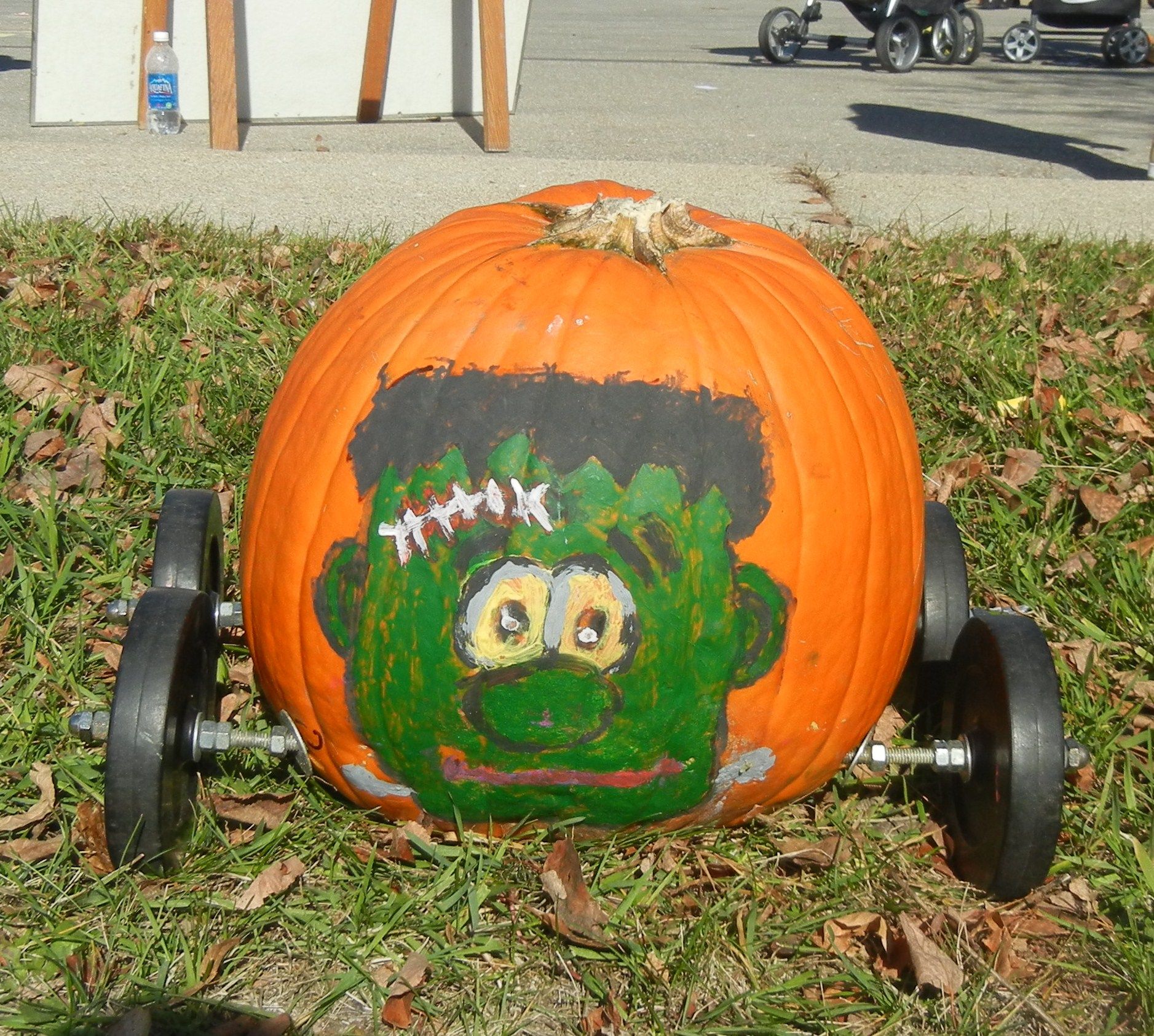How to Build a PUMPKIN RACER With Two Parallel Independent Axles : 9 ...