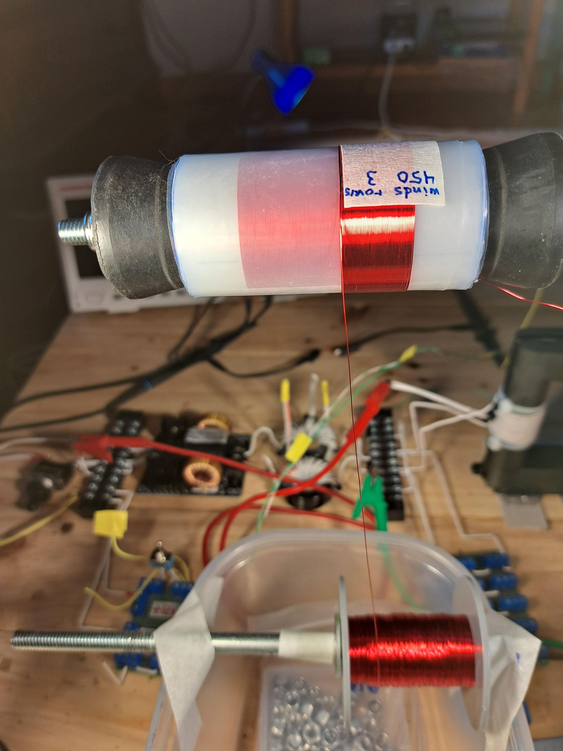 Hybrid Tesla-Flyback Coils - Develop 10X+ More Voltage Than Predicted ...