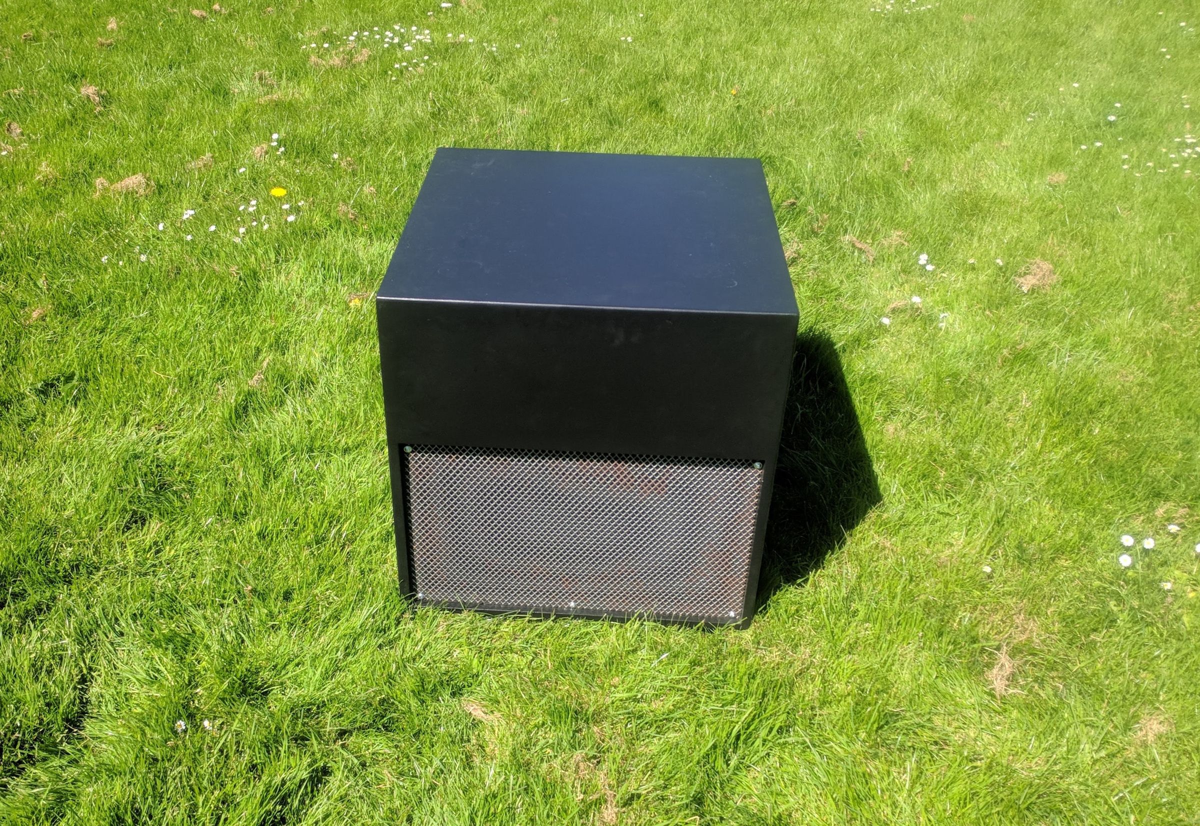 Building a Cubo 18 and Modified Cubo 8 Subwoofer : 5 Steps - Instructables