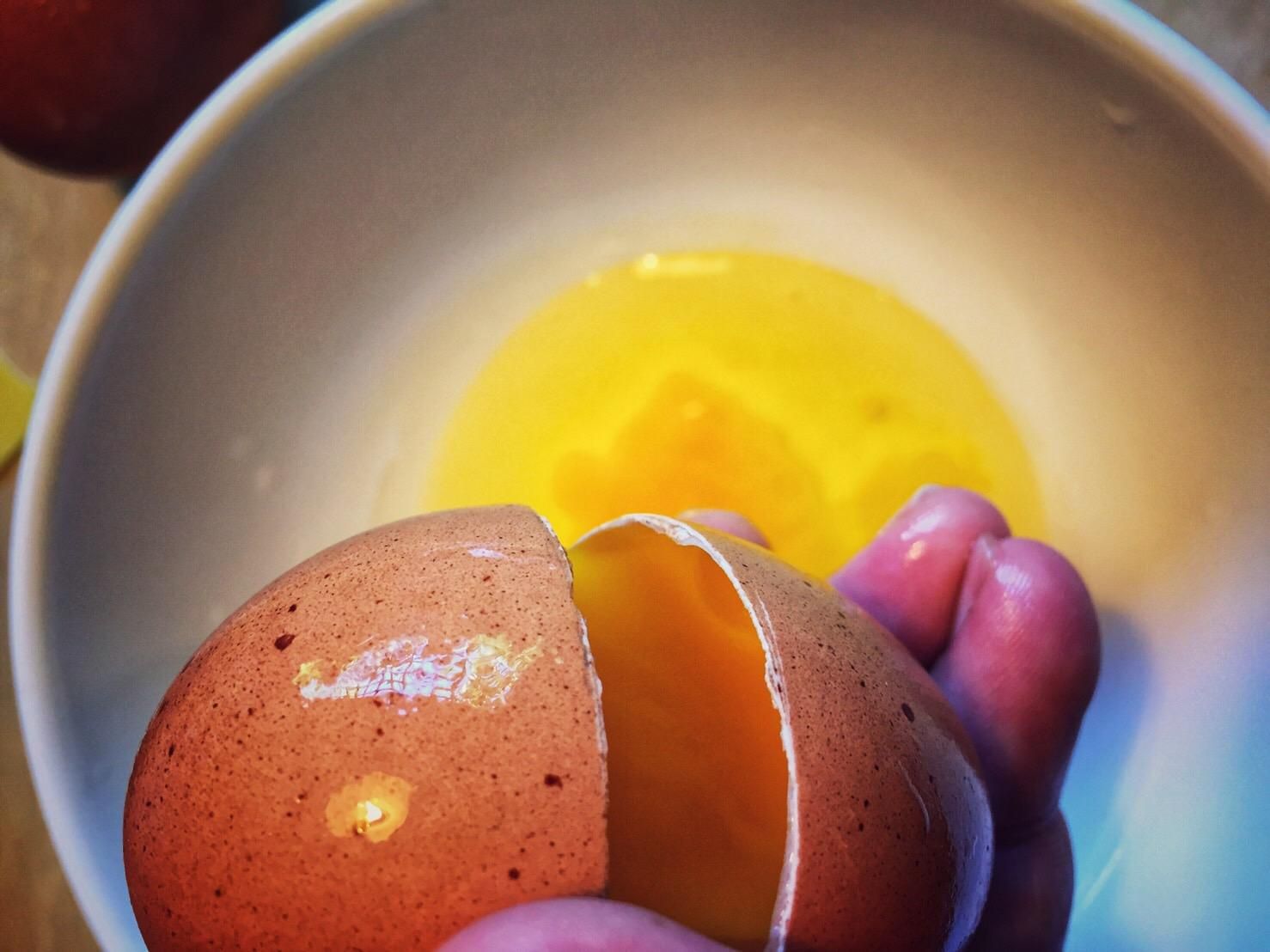 Reversed Colour Fried Egg : 4 Steps (with Pictures) - Instructables