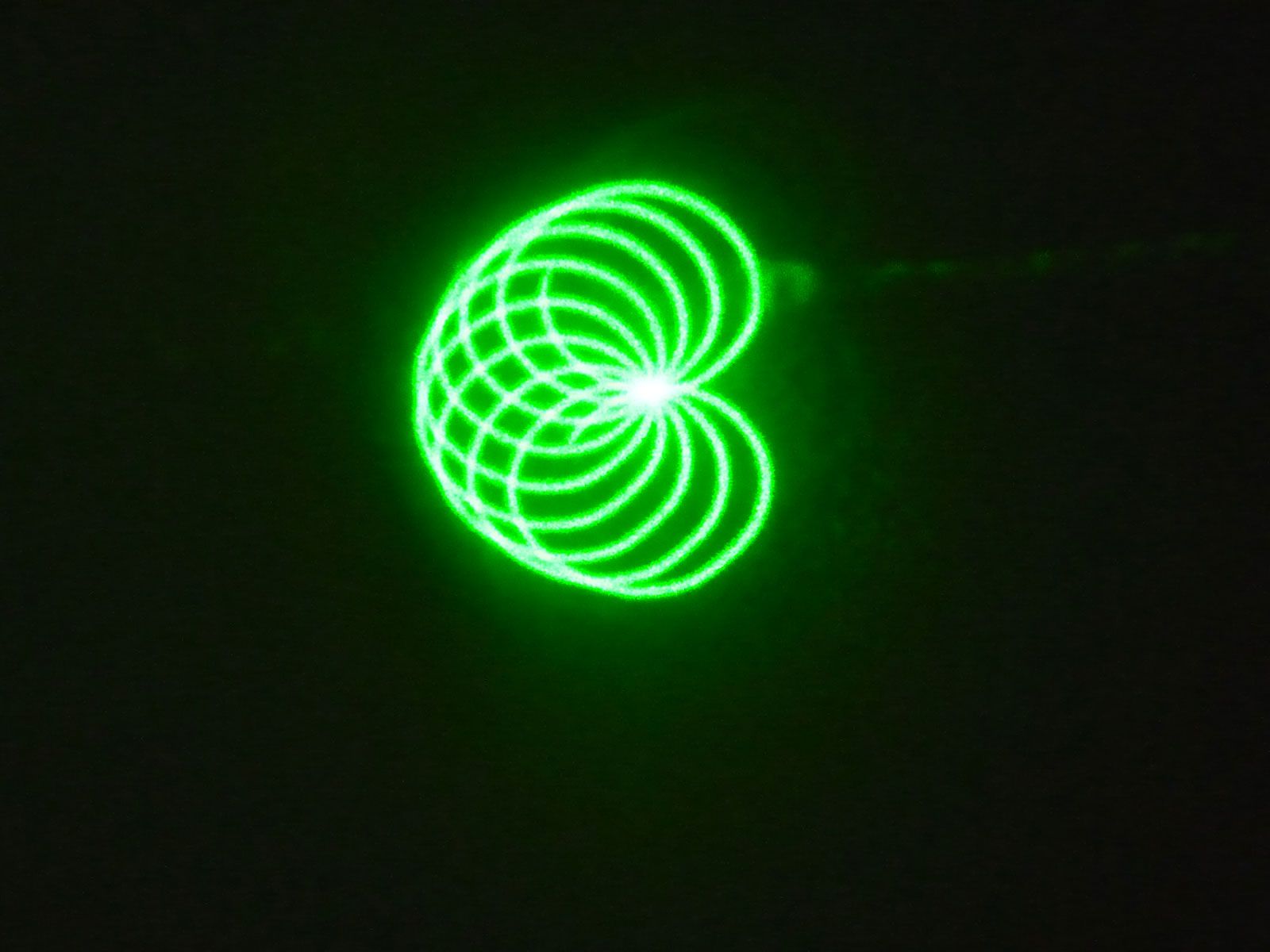 Four-Motor Laser Spirograph : 8 Steps (with Pictures) - Instructables
