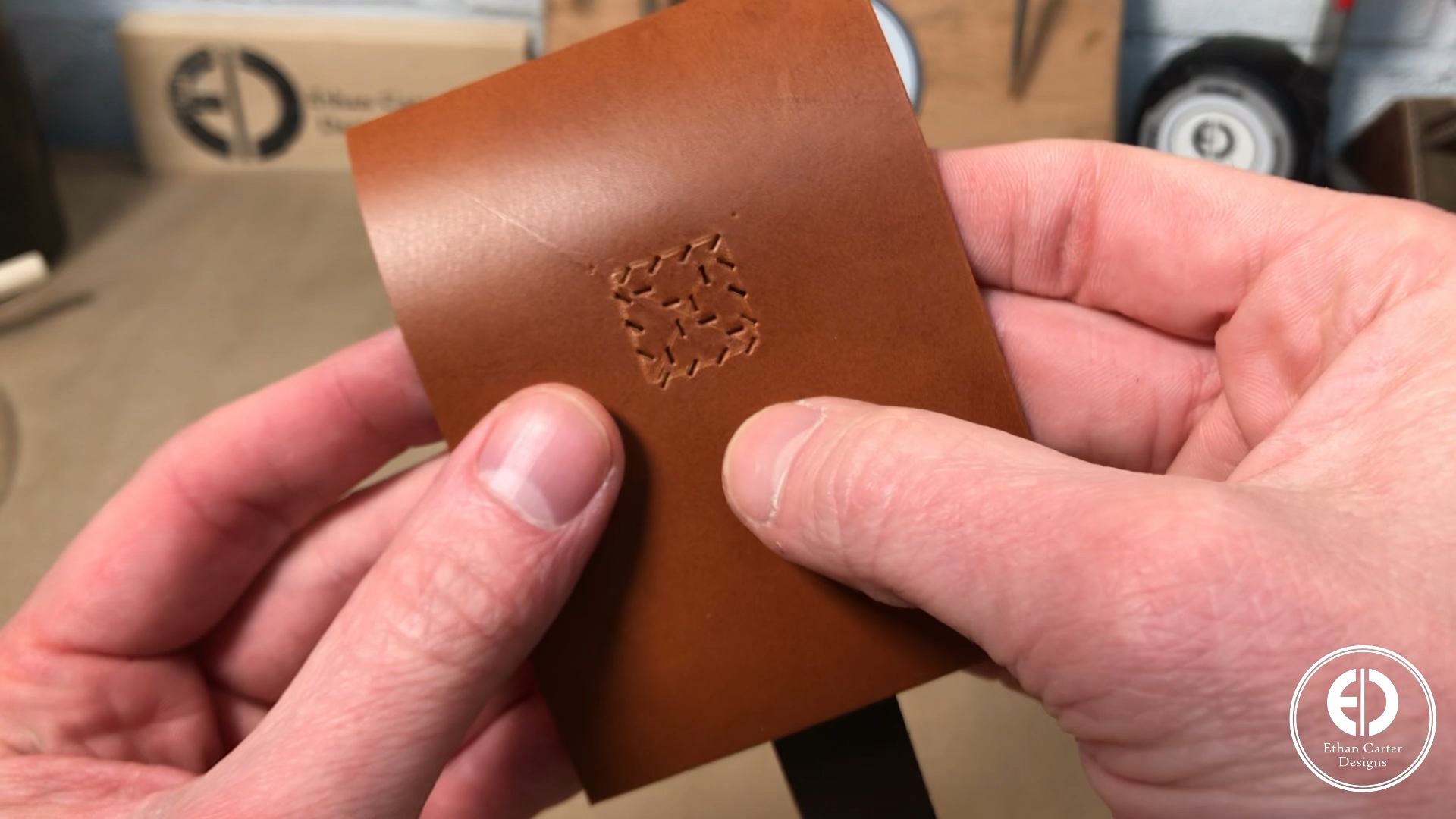 How to Make a Leather Pull Tab Minimalist Wallet (Free Template!) : 5 ...