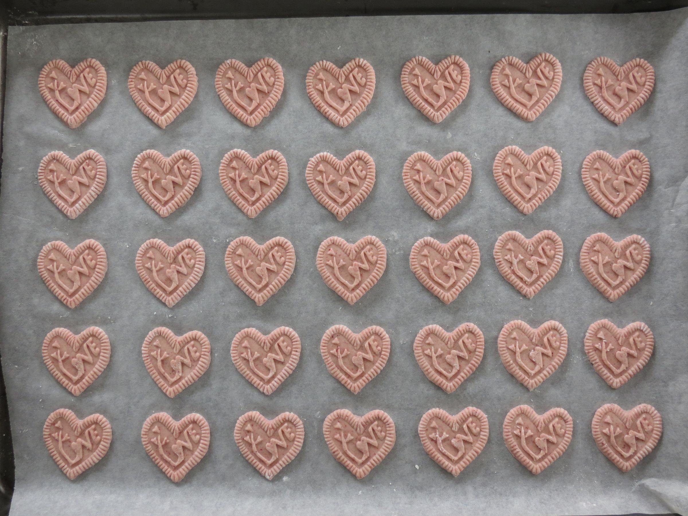 Strawberry Cardamom Oreos With Custom Cookie Mold : 7 Steps (with ...