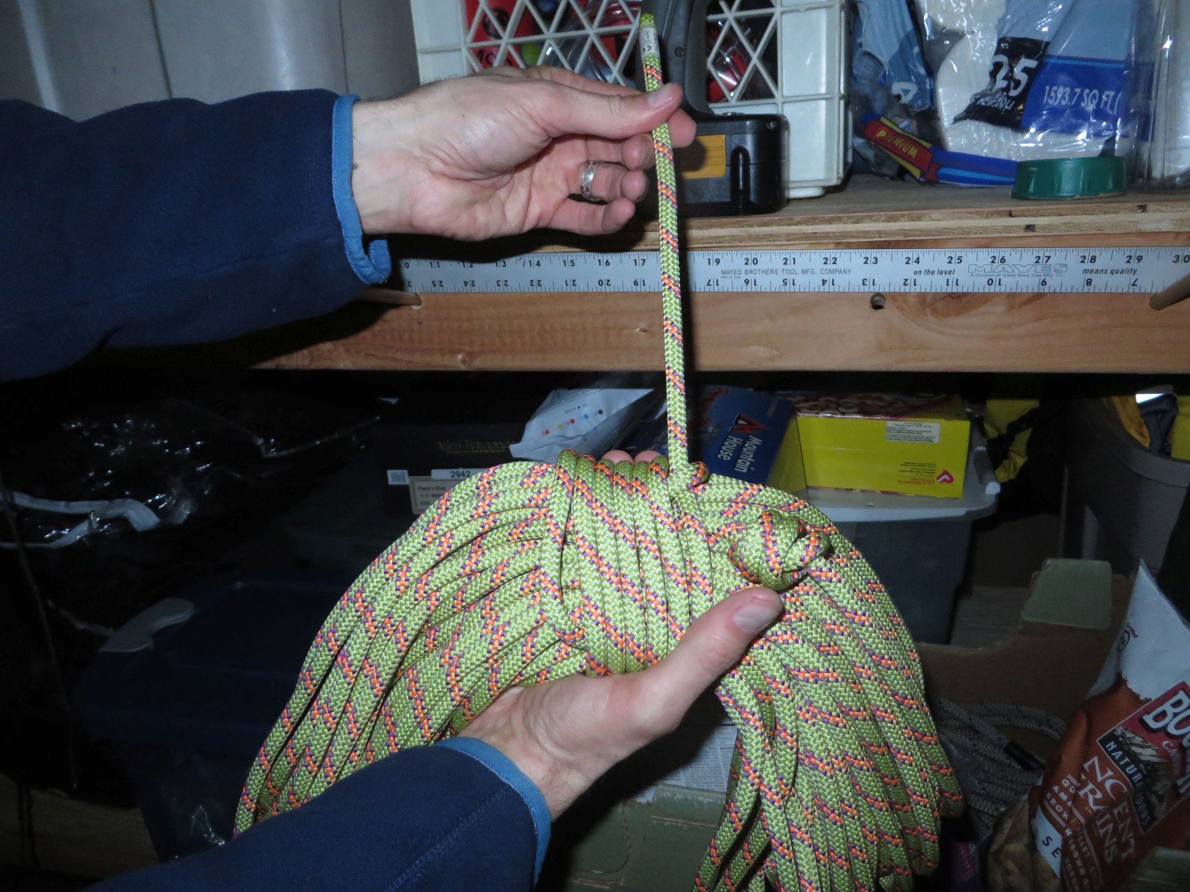 Coil Ropes and Cords Perfectly With the Two-peg System - Instructables