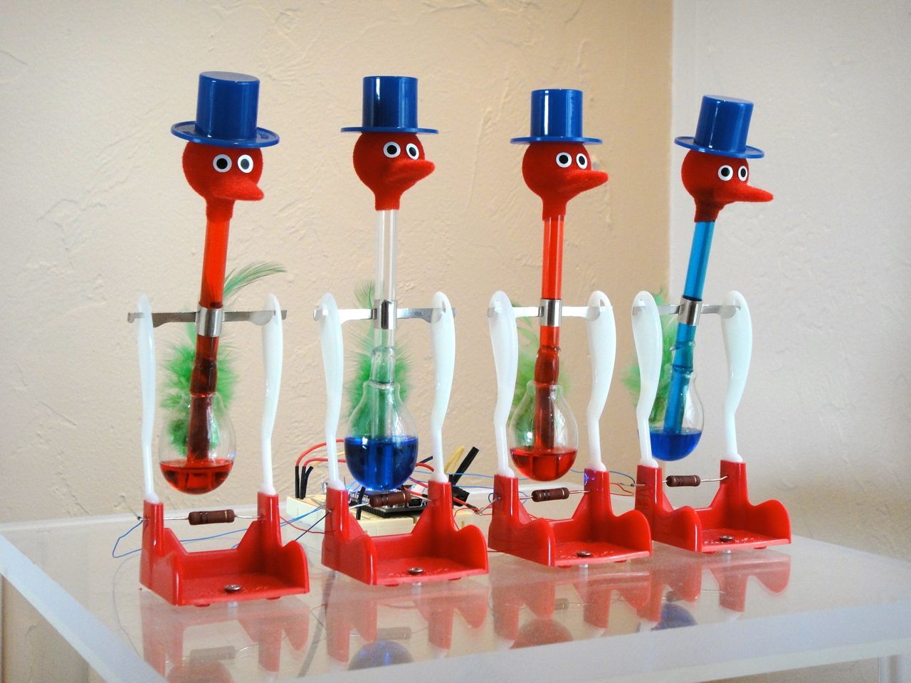 Drinking Bird Clock : 43 Steps (with Pictures) - Instructables