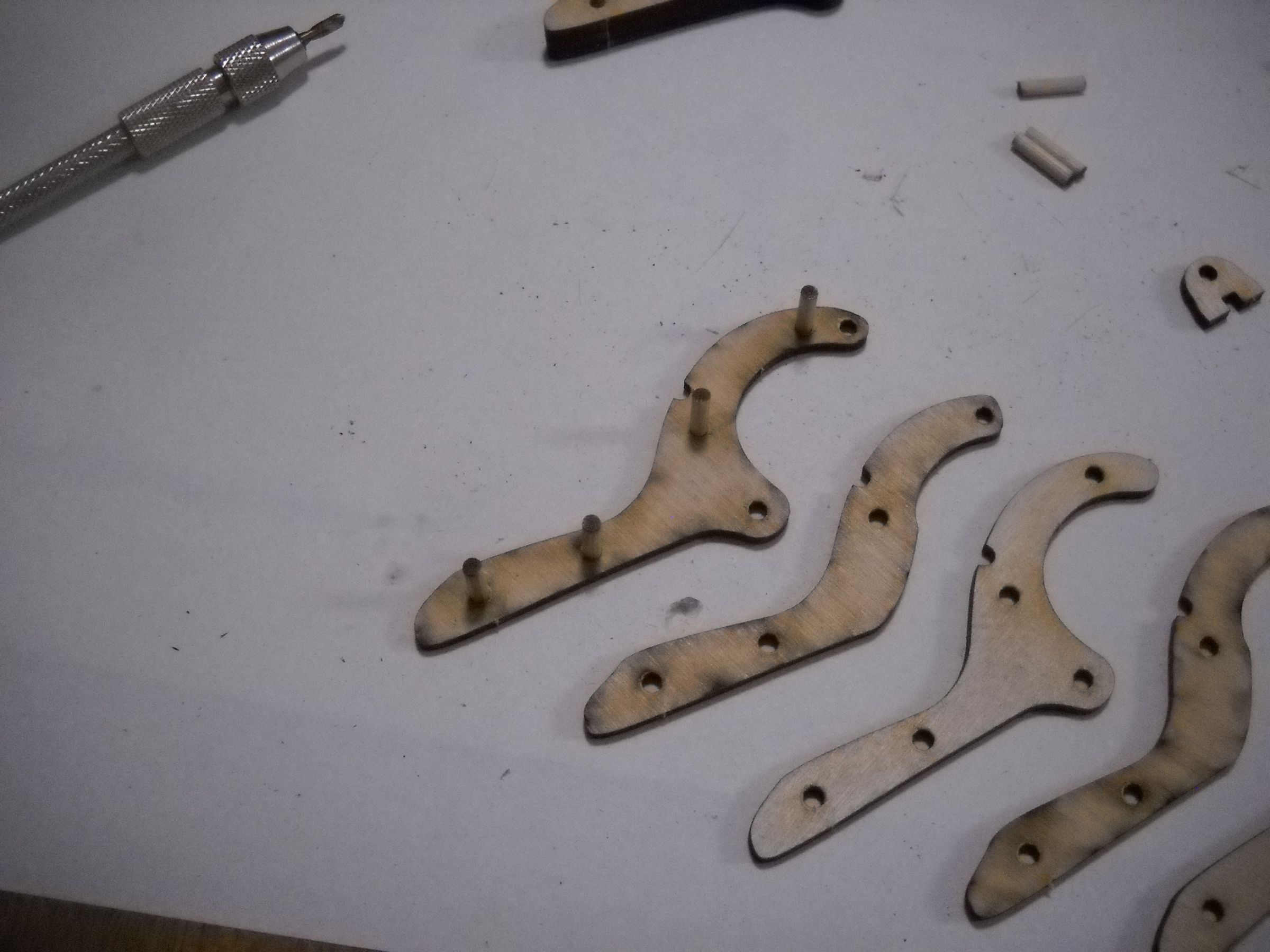 Wooden Squeeze Clamp : 4 Steps (with Pictures) - Instructables