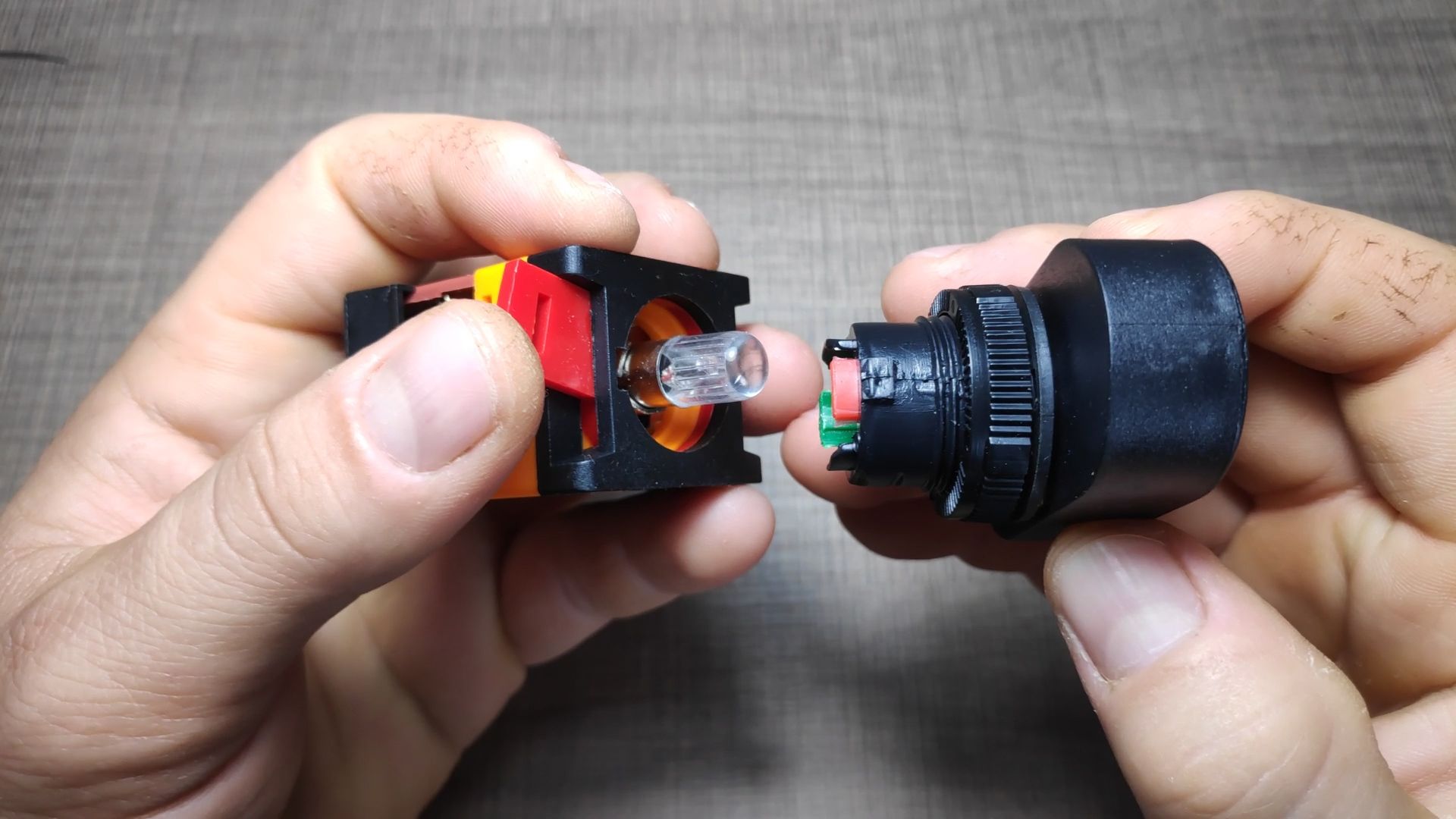 SSR Latching Circuit With Push Buttons : 6 Steps (with Pictures) - Instructables