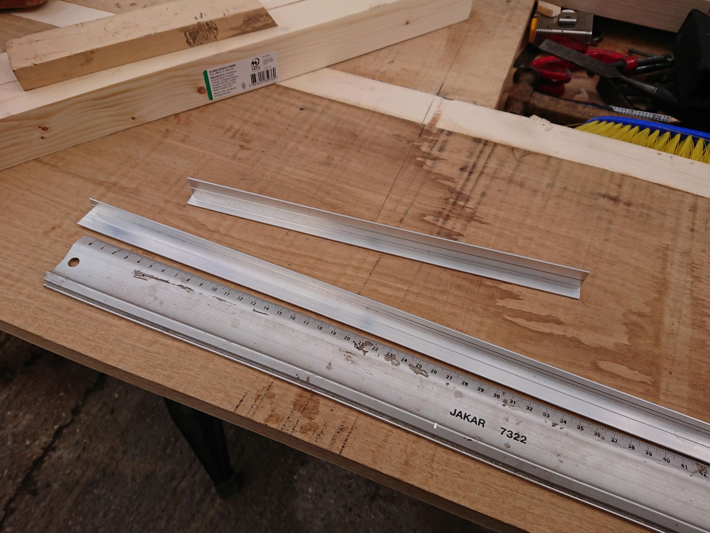 The "Work From Home" Solid Oak & Pine Kitchen Table : 11 Steps (with ...