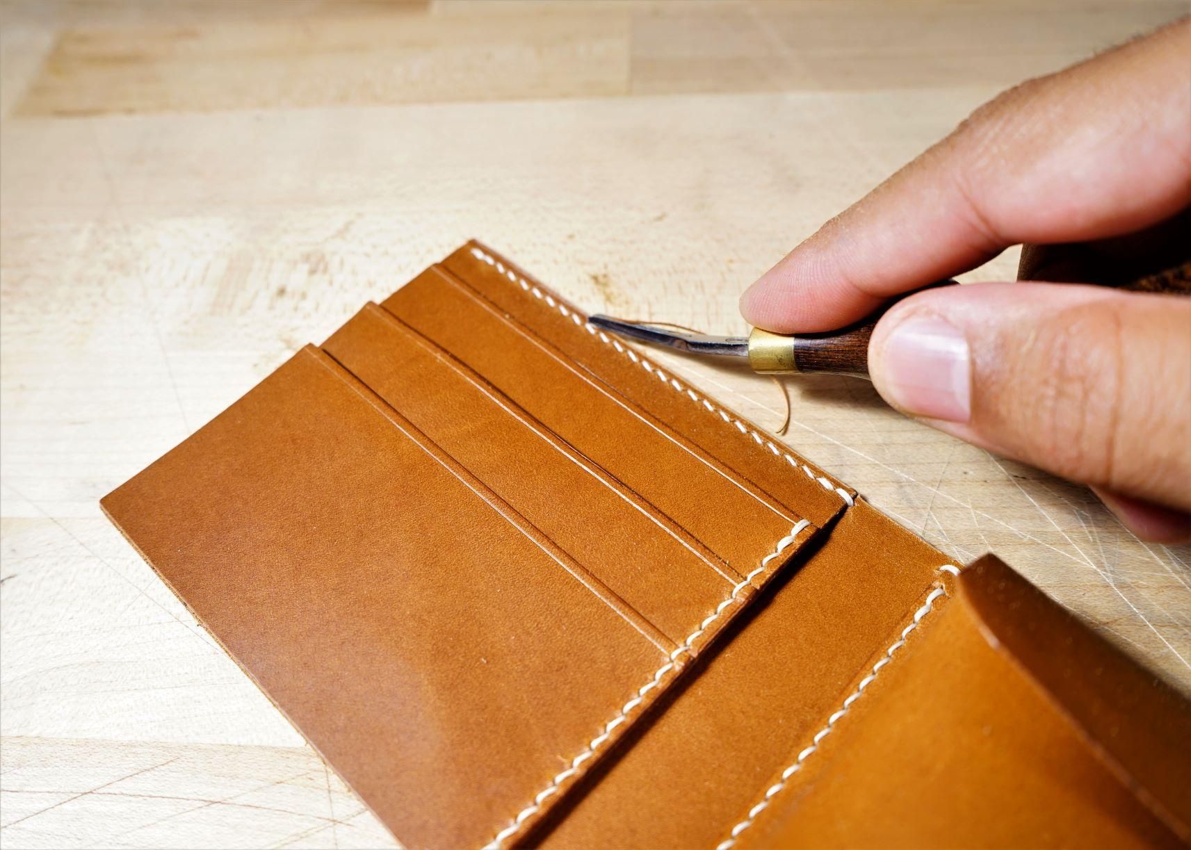 Leather Coin Pouch Wallet : 14 Steps (with Pictures) - Instructables