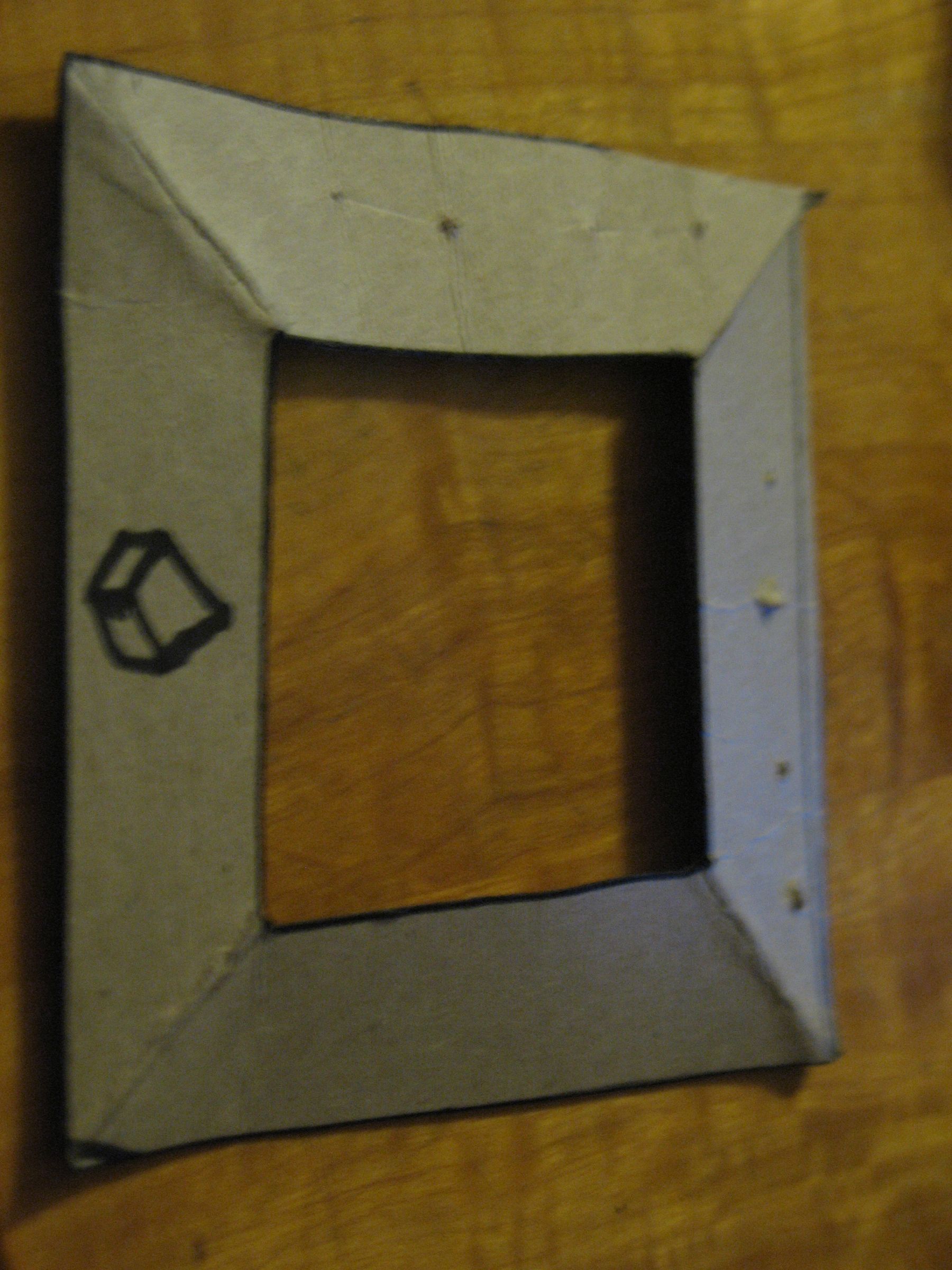 DIY Cardboard Rubik's Cube Stands : 5 Steps - Instructables