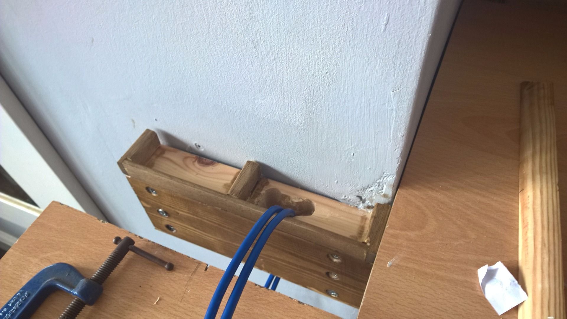 Secret Storage Floating Desk : 18 Steps (with Pictures) - Instructables