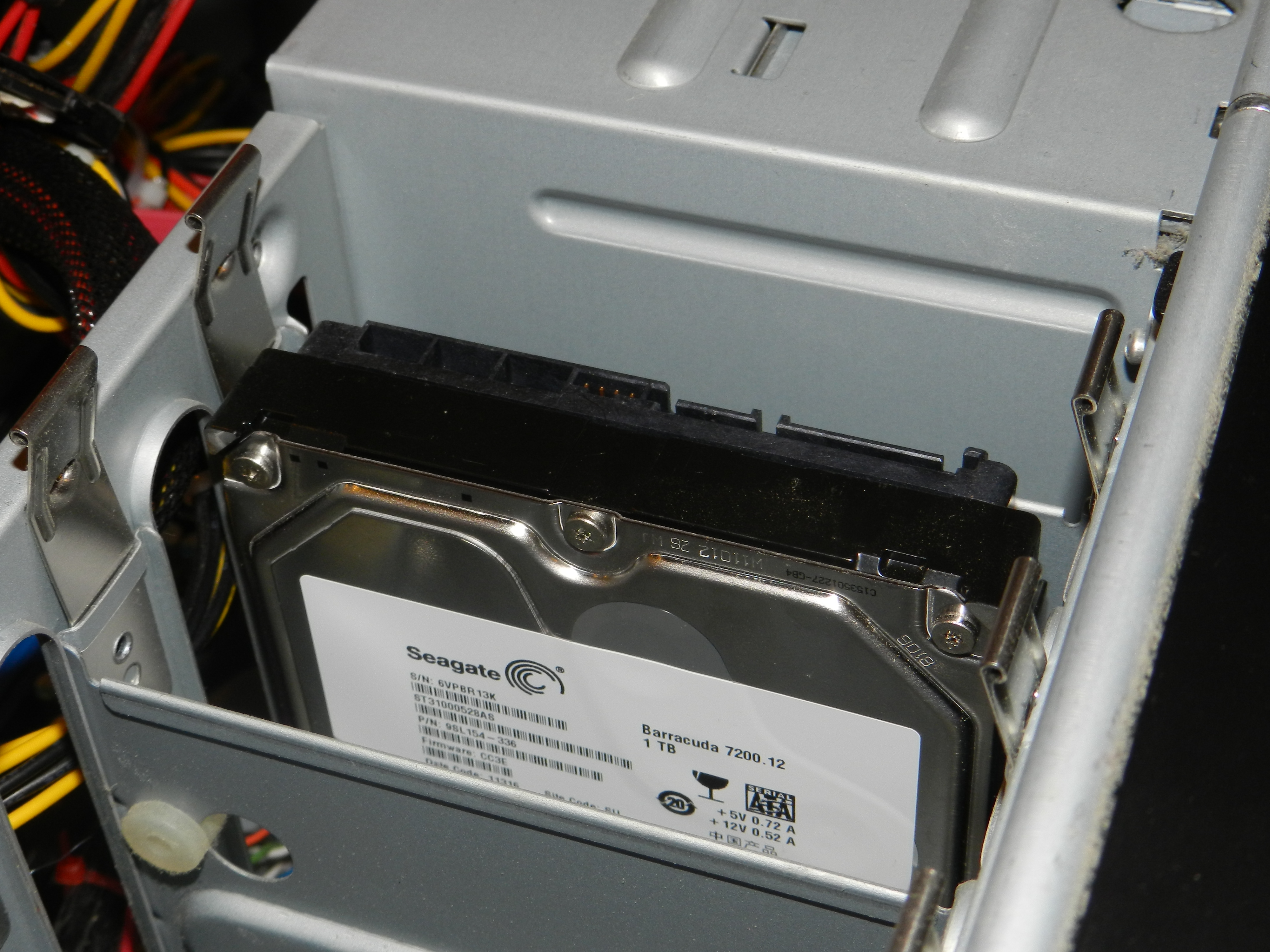 How to Add a SATA Hard Drive to Your Computer : 6 Steps - Instructables