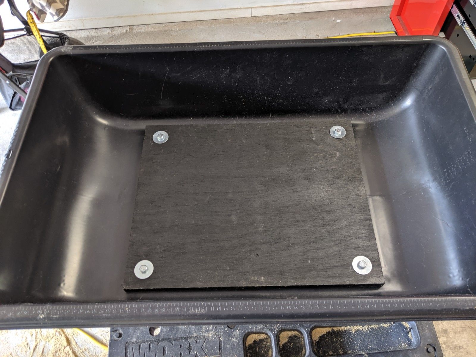 Outdoor TV Enclosure : 17 Steps (with Pictures) - Instructables