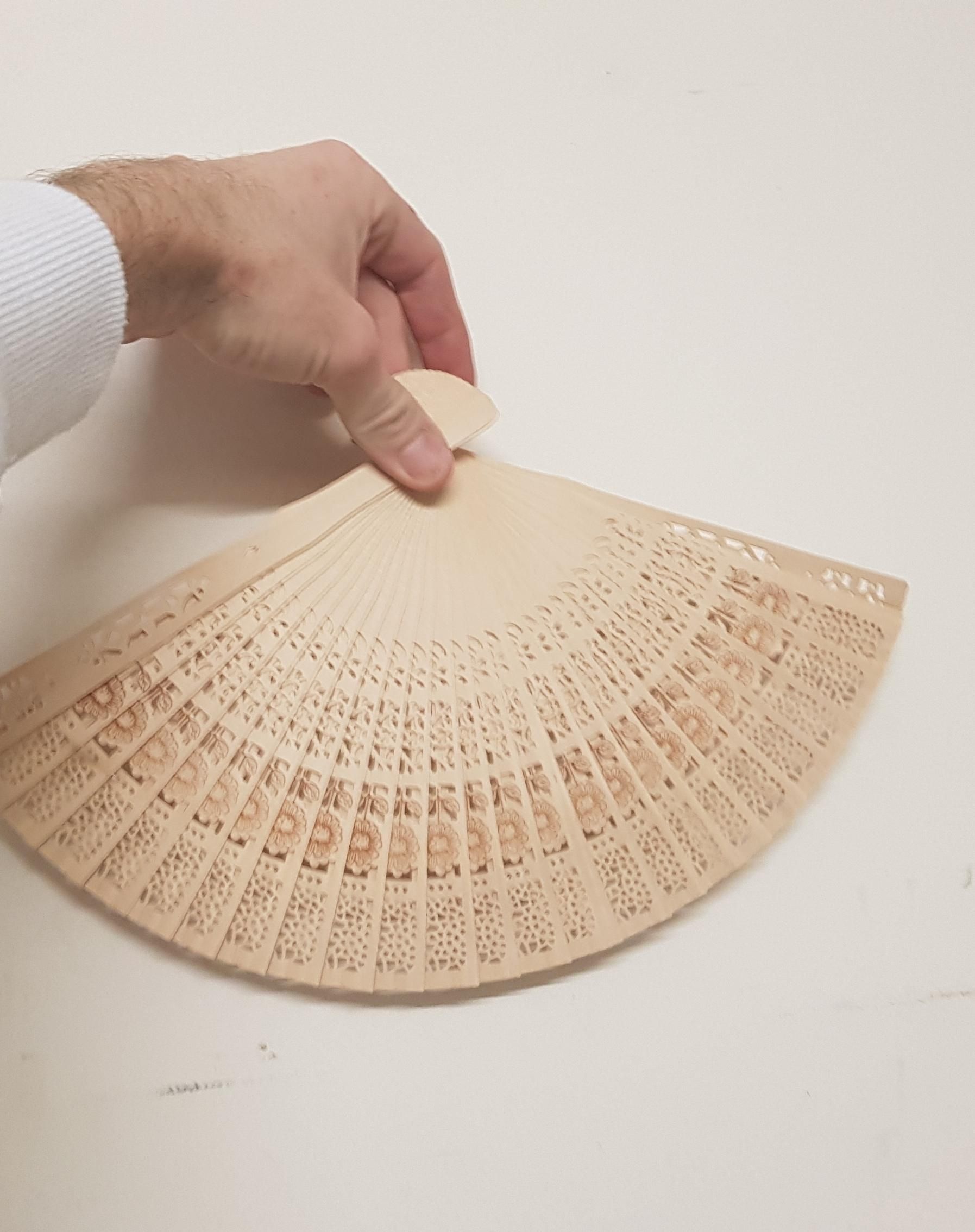 Bamboo Fan Night Light : 4 Steps (with Pictures) - Instructables