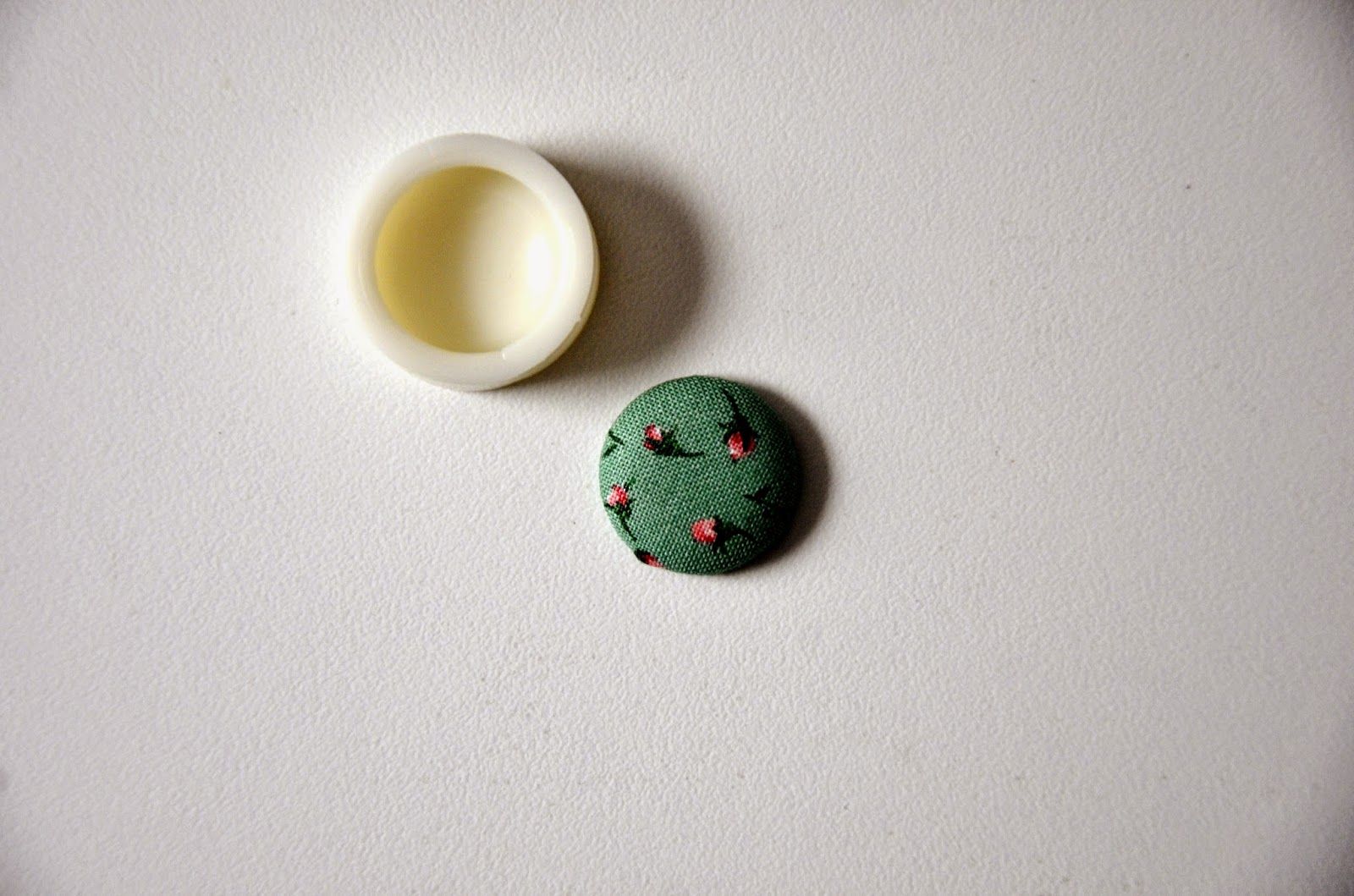 DIY Button Earrings : 7 Steps (with Pictures) - Instructables