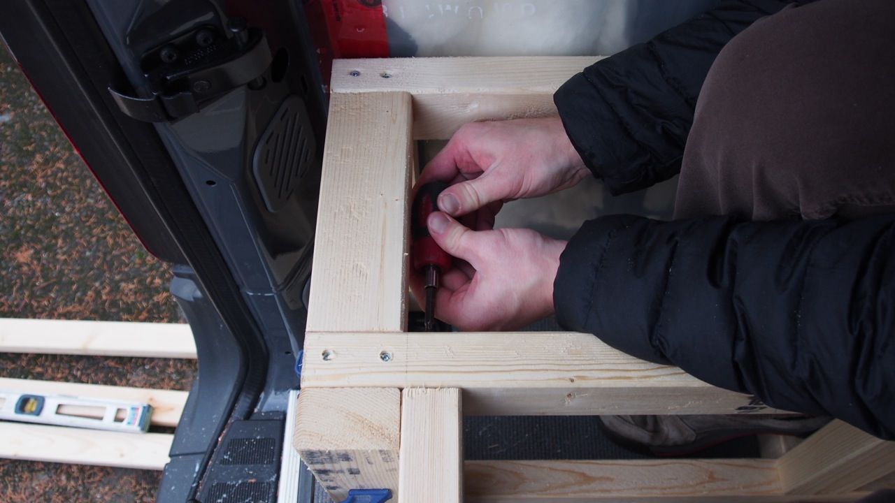 Storage Platform for the Back of Your Camper Van : 9 Steps (with ...