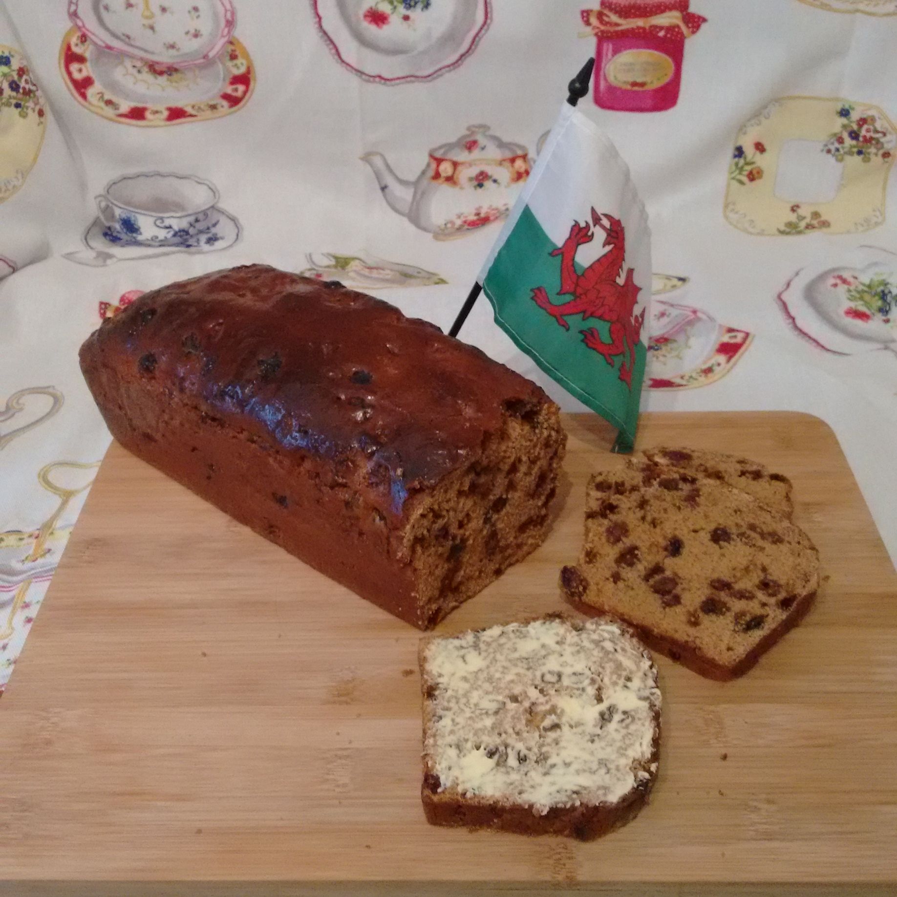 Bara Brith - a Traditional Welsh Tea / Fruit Bread : 10 Steps (with ...