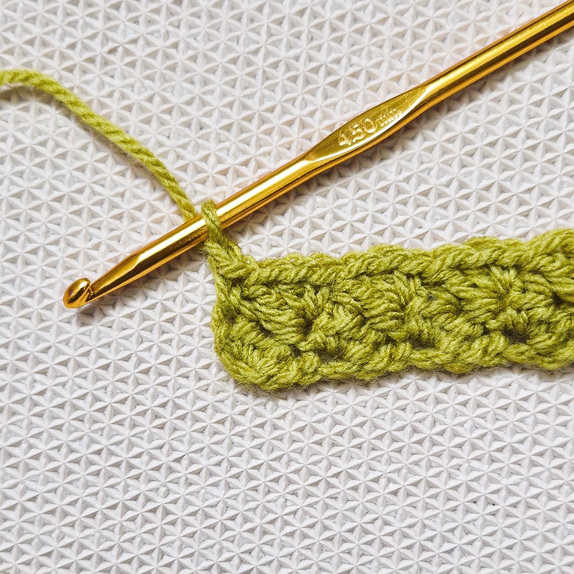 Easy Willow Crochet Fingerless Gloves Set : 6 Steps (with Pictures ...